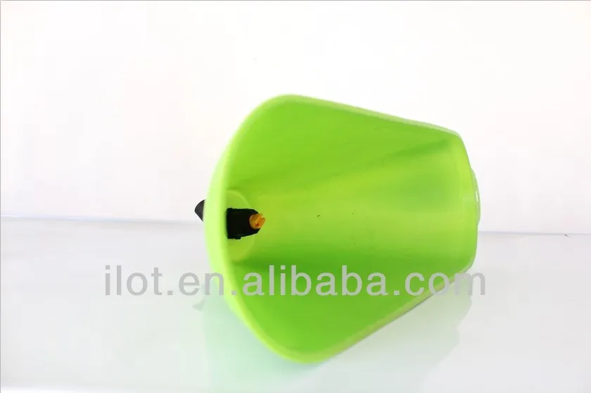 ILOT Hot Selling Sprayer Windshield Cover Shield Hood