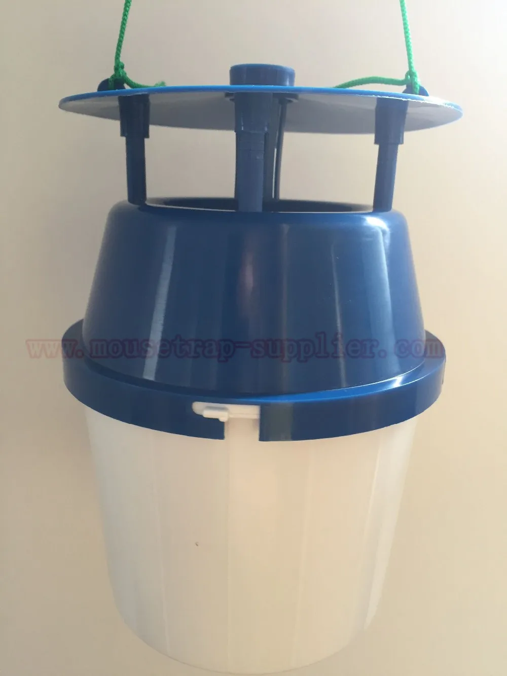 Outdoor Reusable Box Tree Moth Trap Insect Bugs Killer Bucket Catcher ...