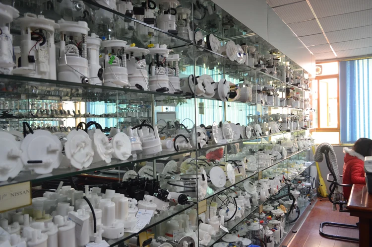 Fuel Injection Pump Assembly 31110-1G000 for Universal Cars