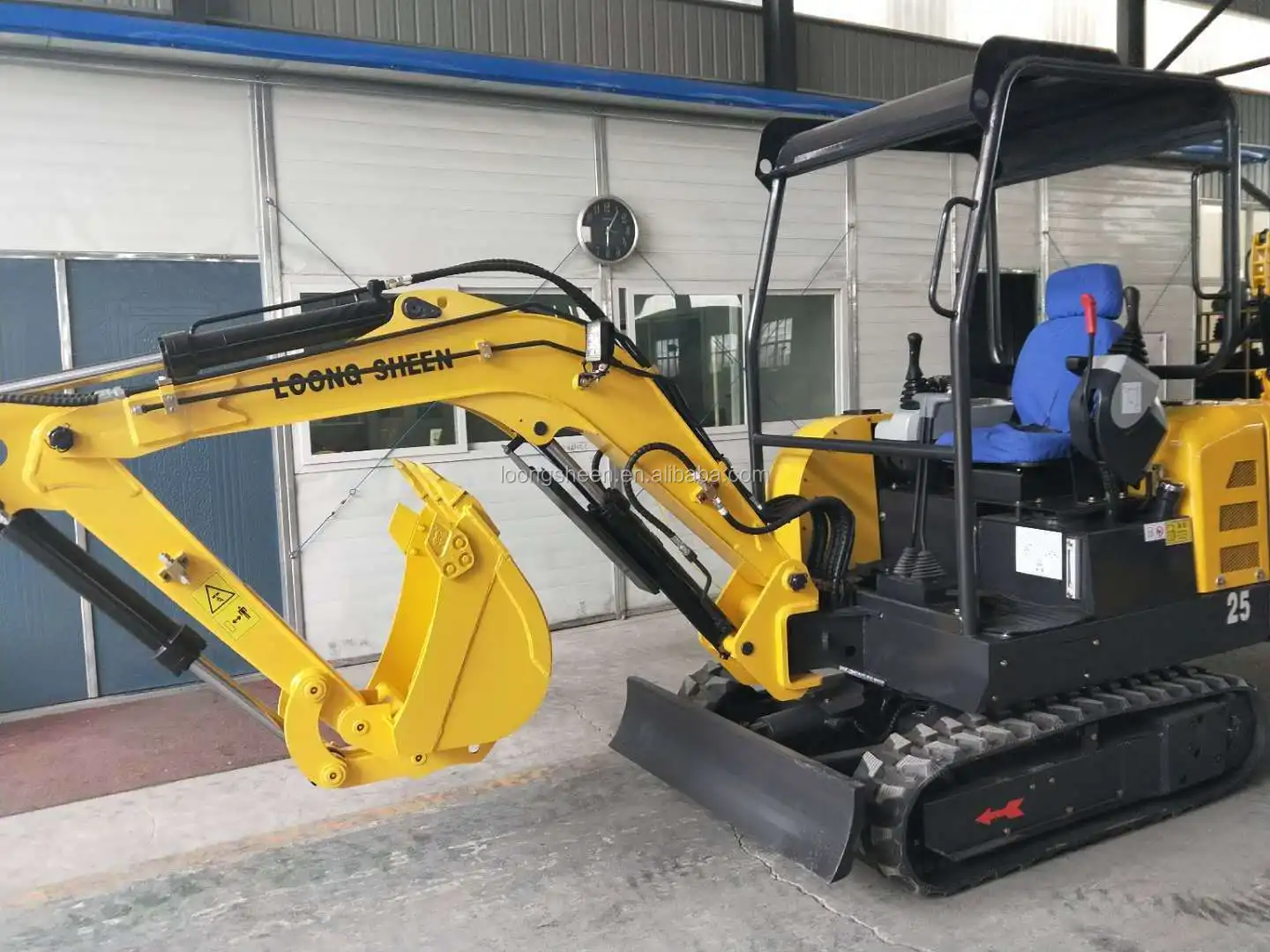 2 Ton China Mini Bagger Minibager Excavator - Buy China Minibagger,Mini ...