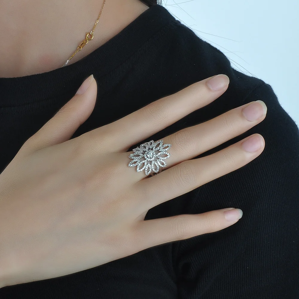 Trend 2018 Latest Gold Silver Finger Ring Design Diamond Engagement ...