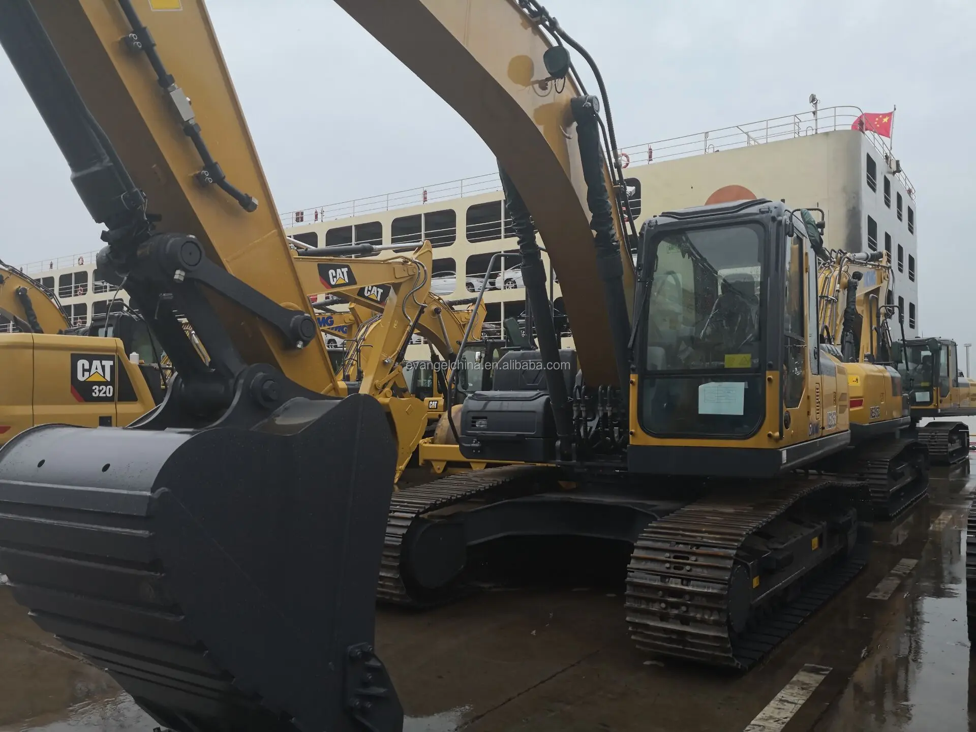 21500kg Xcm Xe215c Brand New 1.0m3 Hydraulic Crawler Excavator - Buy ...
