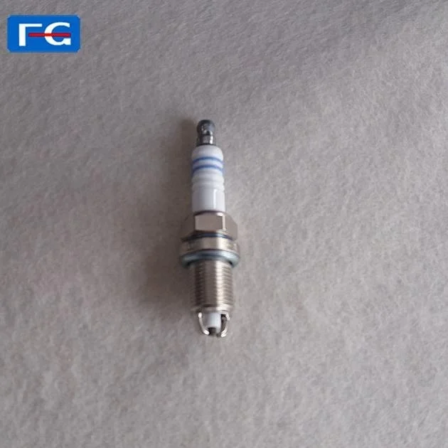 Alemanha auto peças 3 eletrodo FLR7HTC0 0242235788 velas de ignição ...