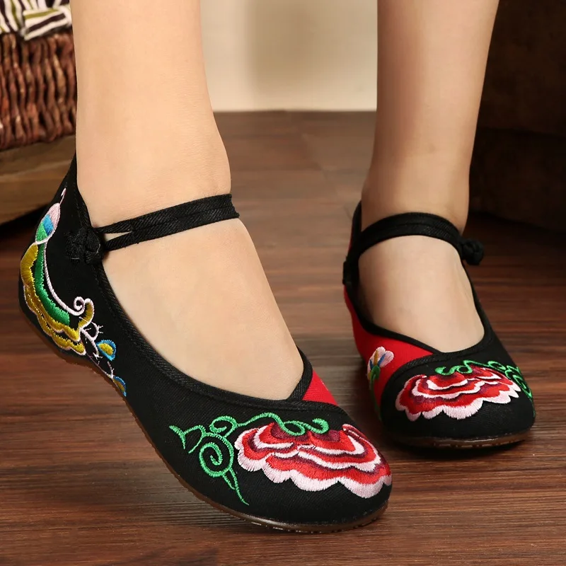 Chinese Cloth Shoes Lady Traditional Chinese Style Models Casual Shoes ...