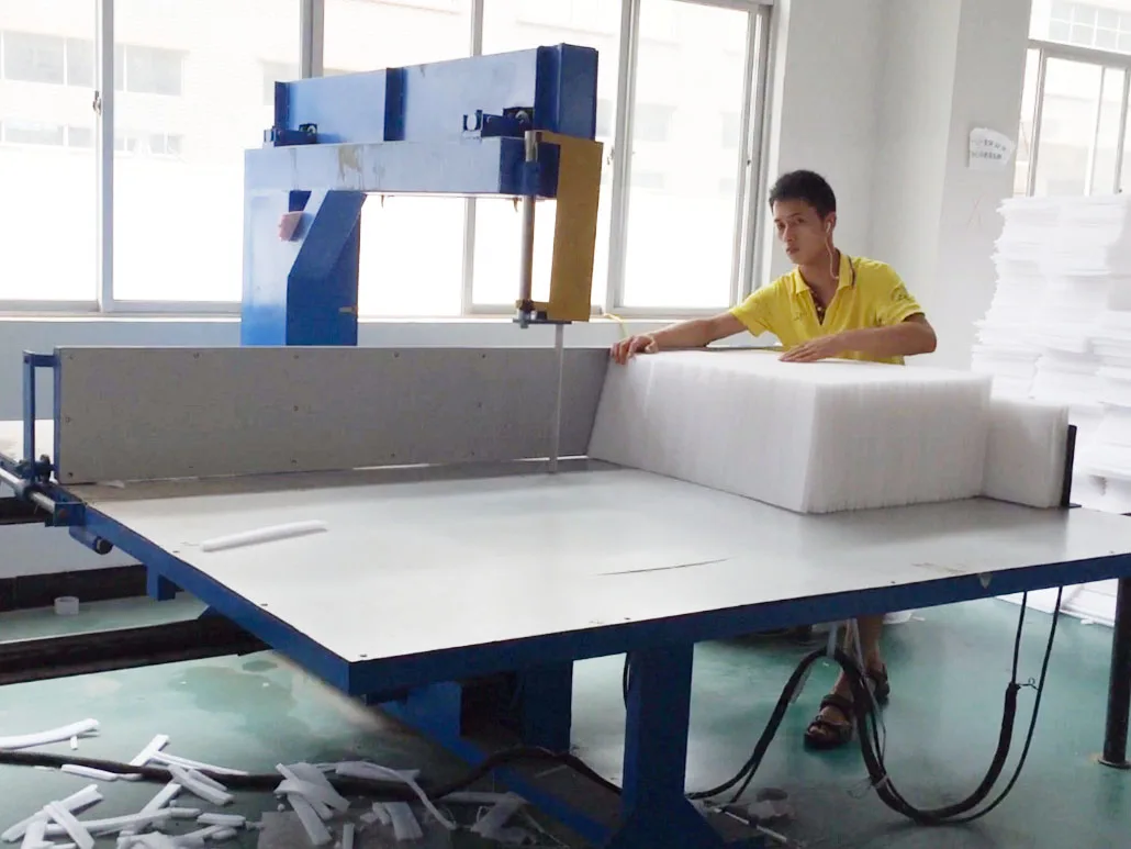 Fly-03 Epe Foam Sheet Cutting Machine - Buy Cutting Machine For Cutting ...