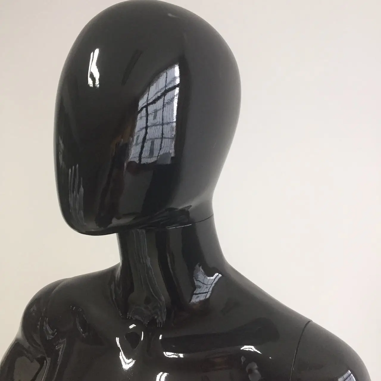 Big Size Ei Hoofd Glanzend Zwart Rode Kleur Afrikaanse Vrouwen Pose ...