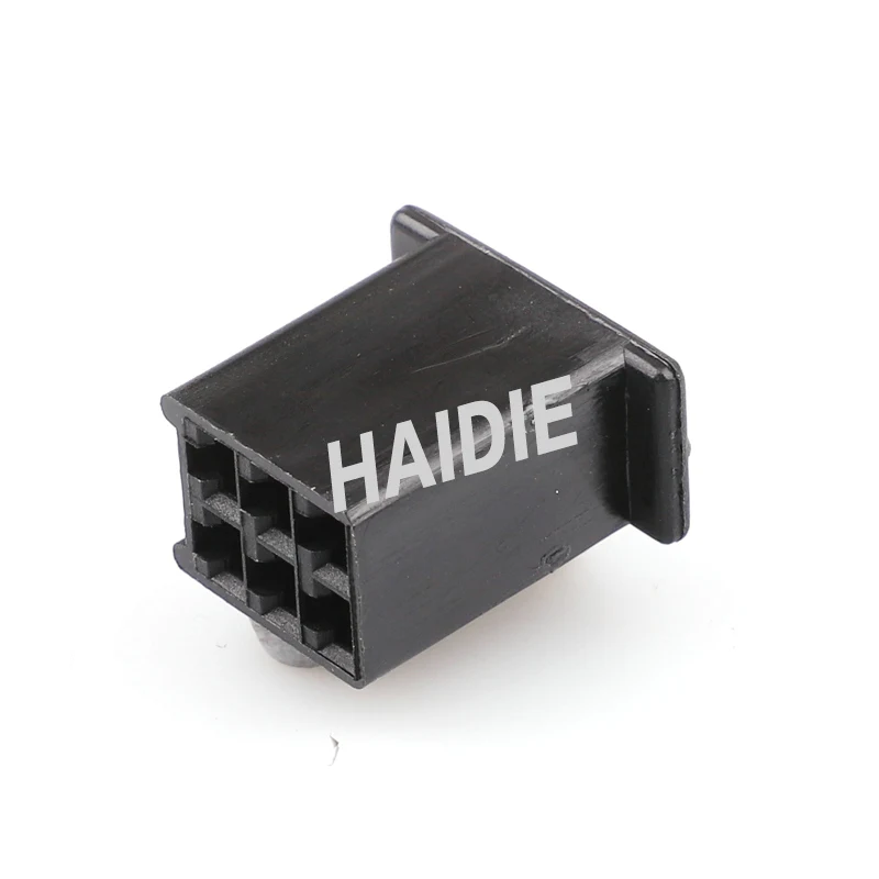 6 Pin Female BLACK Electrical Automotive Wire Harness Connector 6040-6111