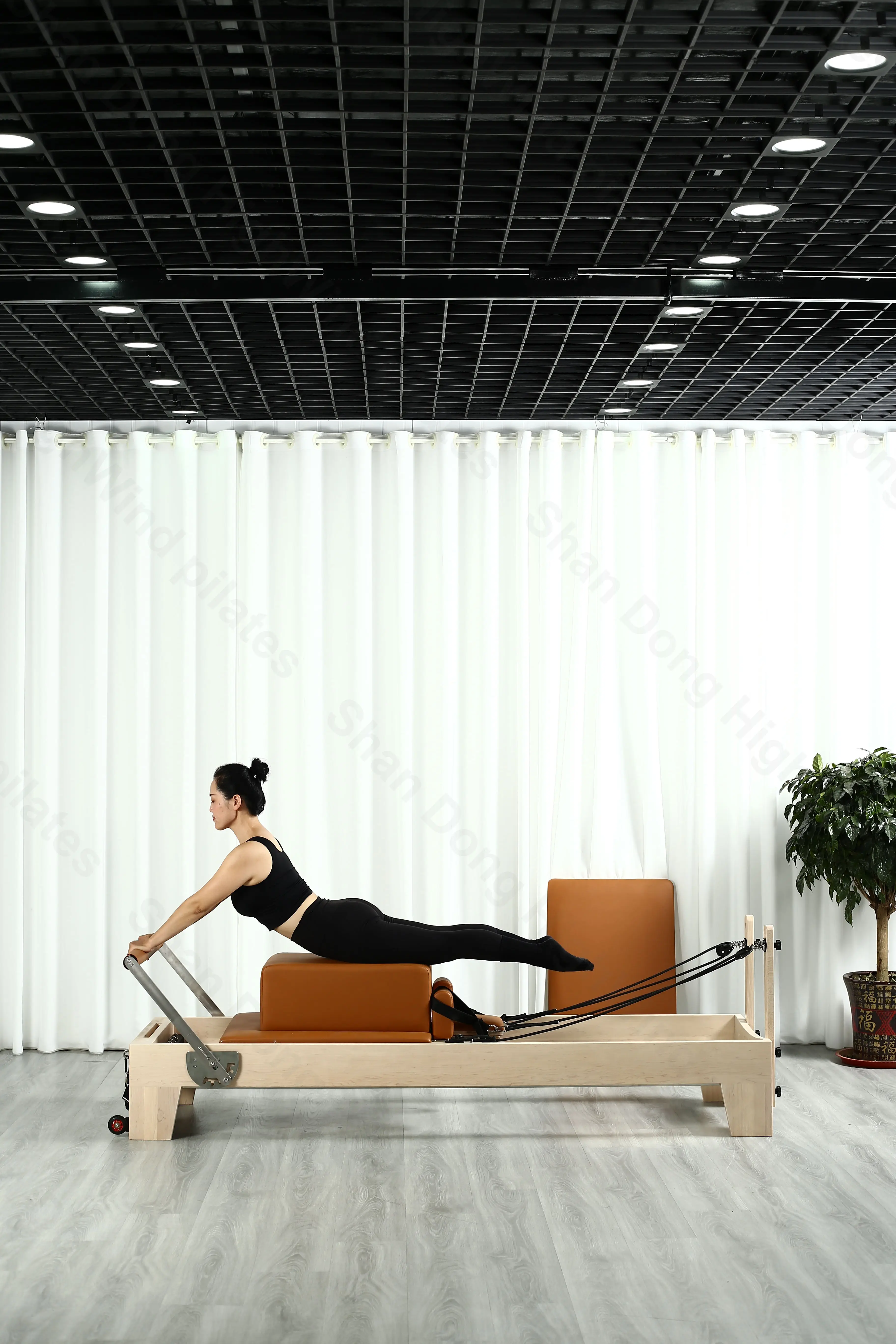 Maple Wood Pilates Reformer Bed Exercise Training Yoga Trainer Workouts ...