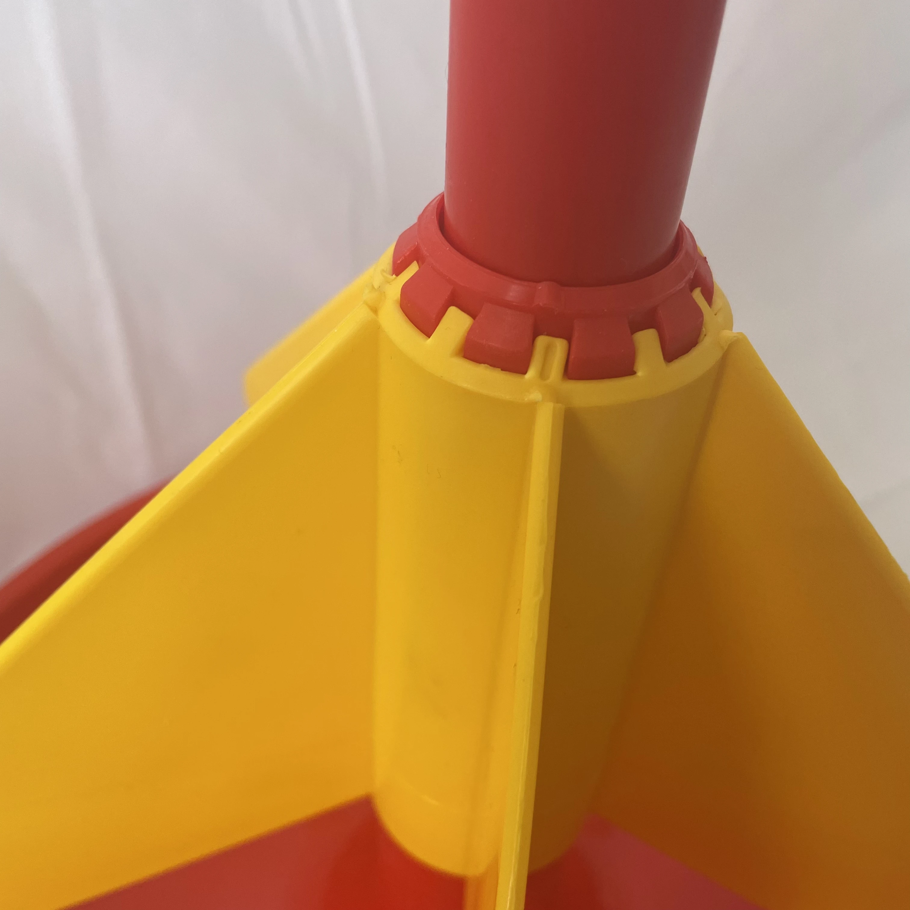 Big Size Piglet Complement Feed Trough Plastic Round Pig Feeder Pan for ...