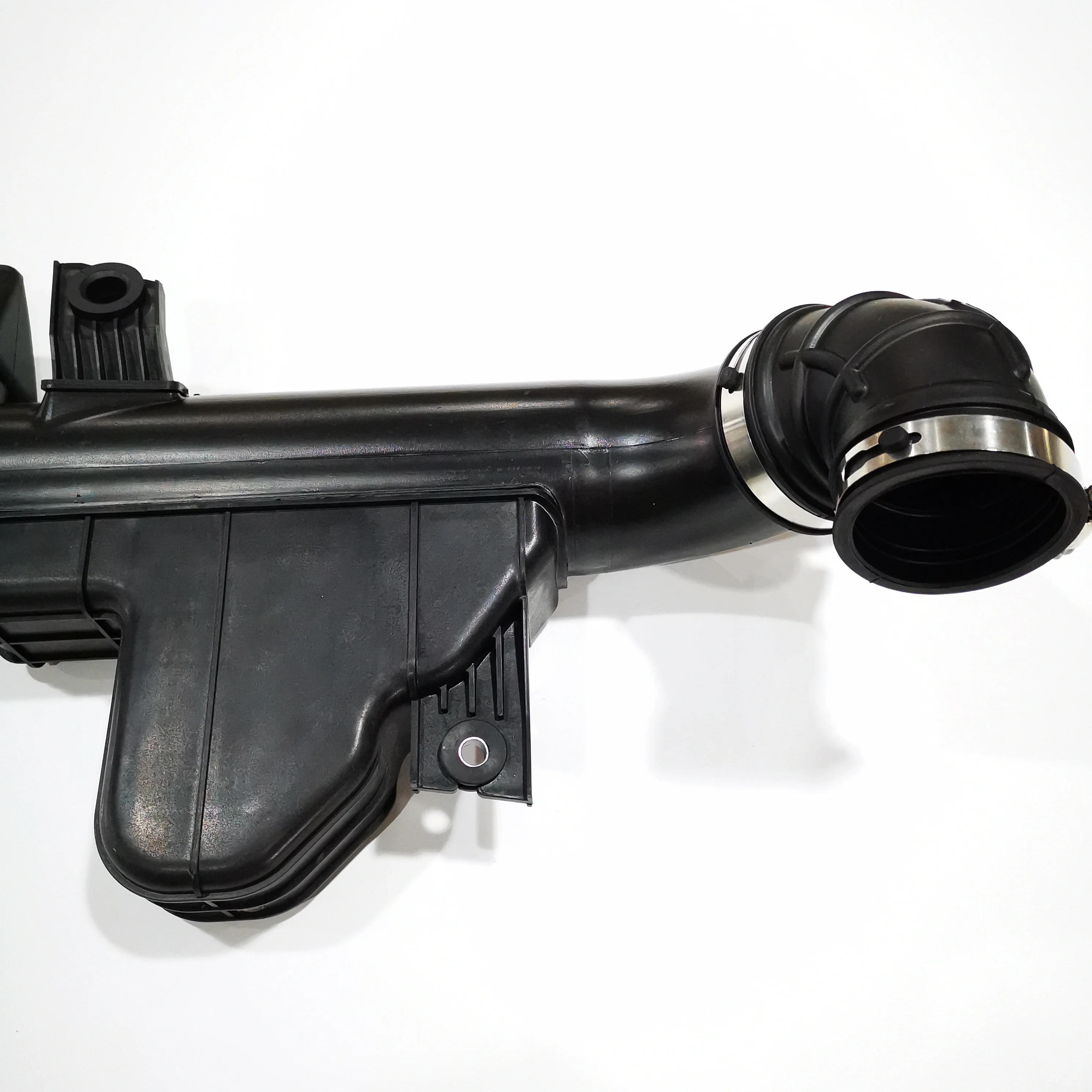 Maxus Saic G10 Black Air Filter Outlet Pipe Oem | Wholesale