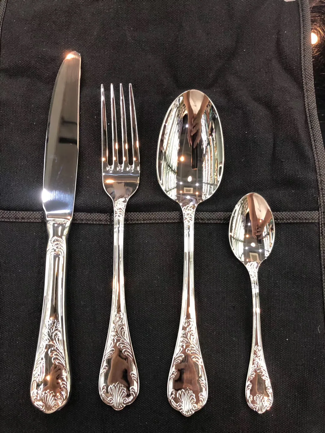 Elegant Retro 18/10 Luxury Flatware - Perfect for Events