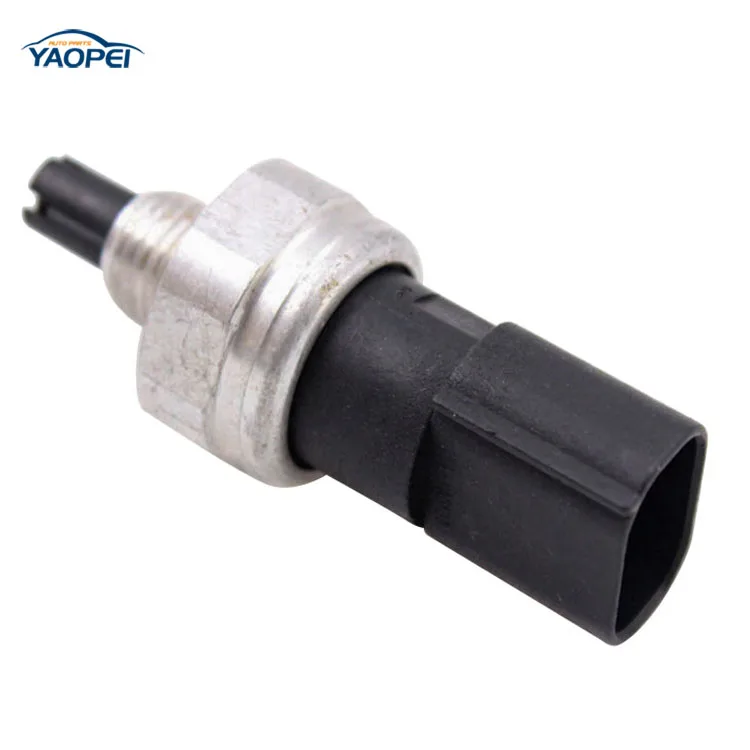 Mercedes Benz A/C Pressure Sensor 2038300472 - Reliable Performance