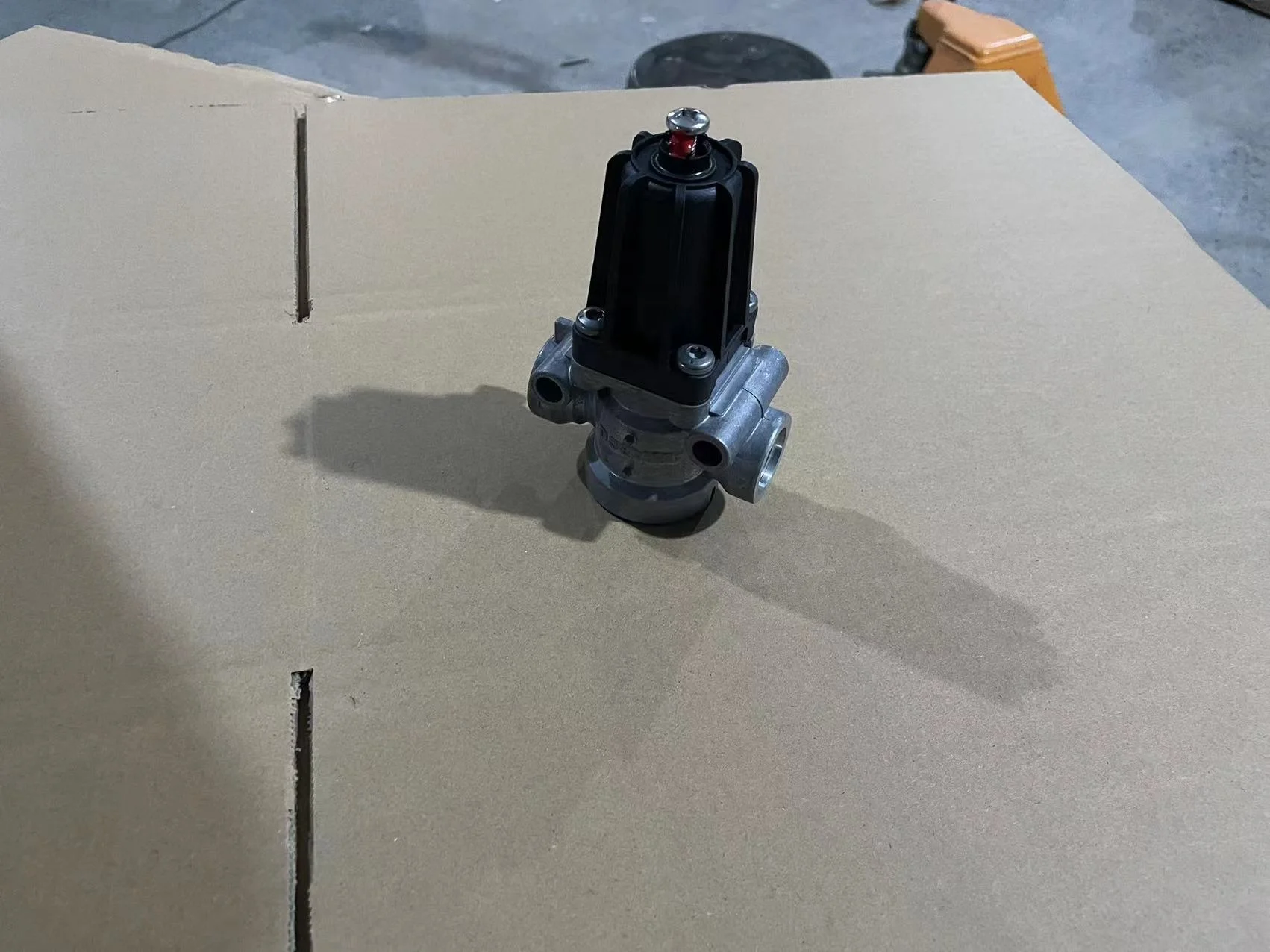 Original Wabco 4750103000 Pressure Limiting Valve 3454402440 1505392 ...