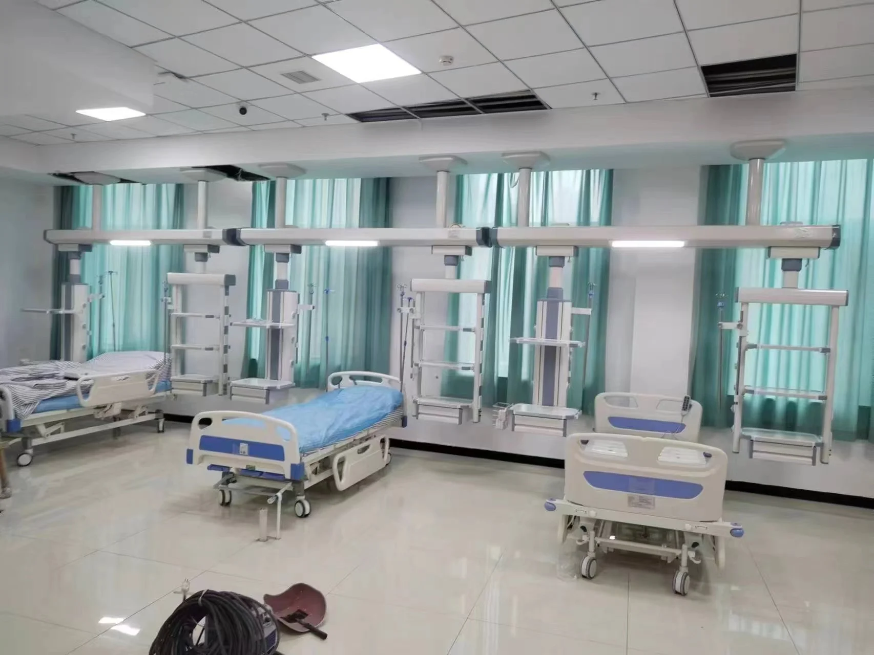 Comprehensive Medical Ceiling Mounted Hospital Icu Surgical Equipment ...