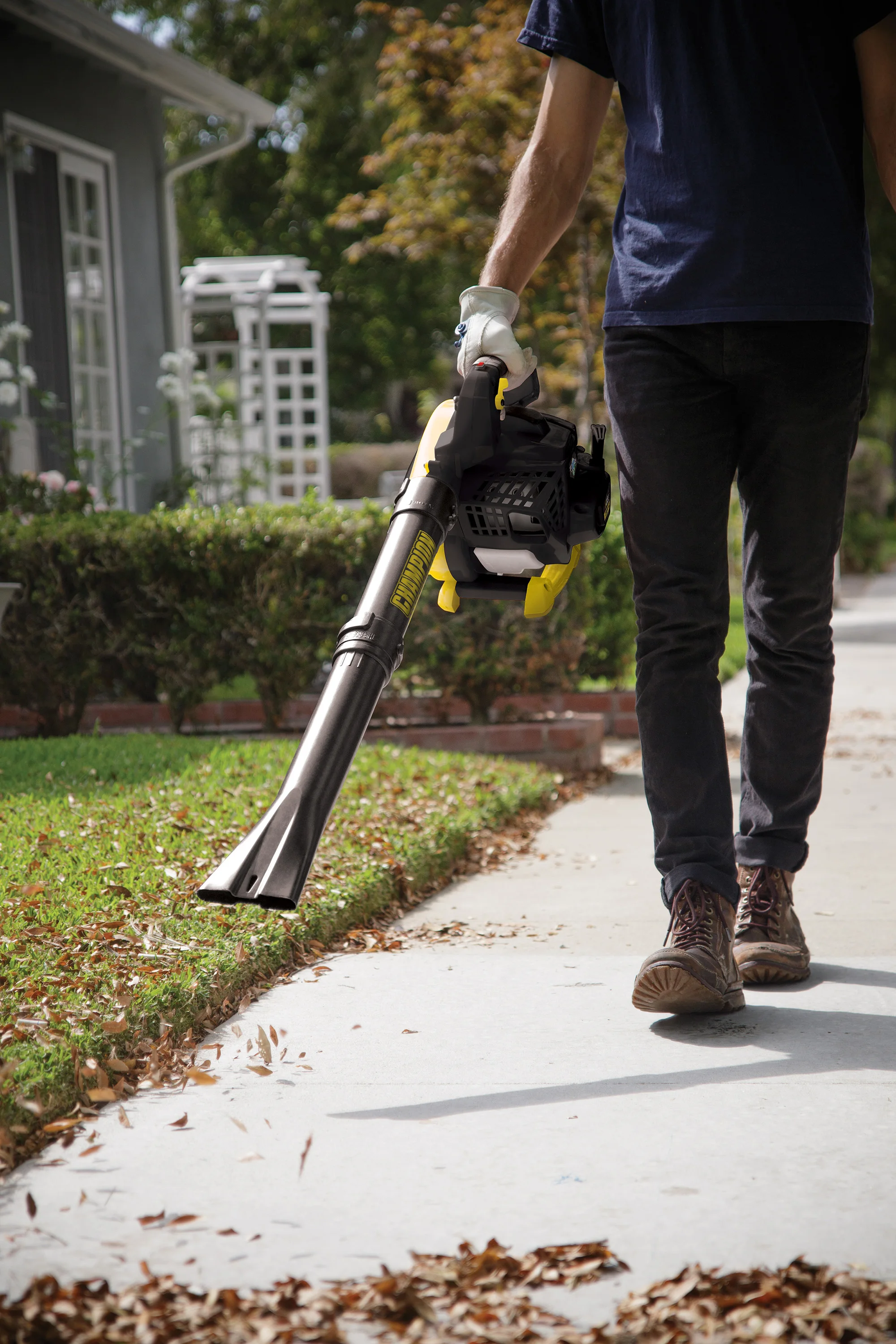 Champion 23cc 2-Stroke 200 MPH 320 CFM Gas Handheld Leaf Blower