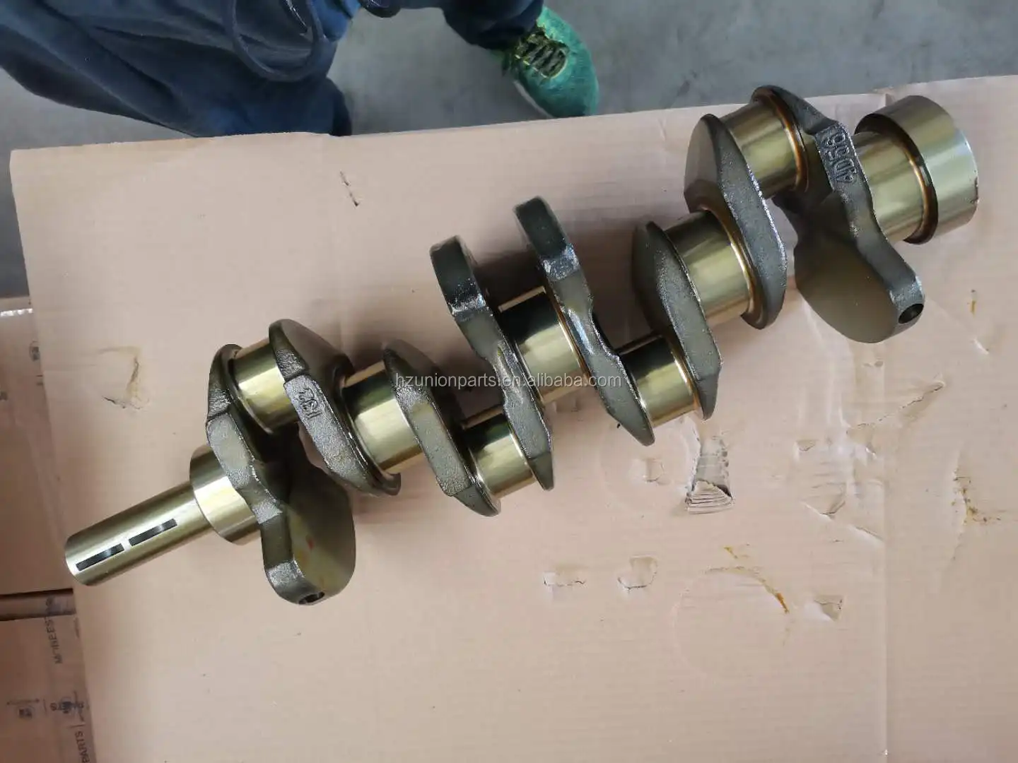 OEM 23111-42920 for HYUNDAI H100 CRANK SHAFT 4D56T - MOBEESTAR