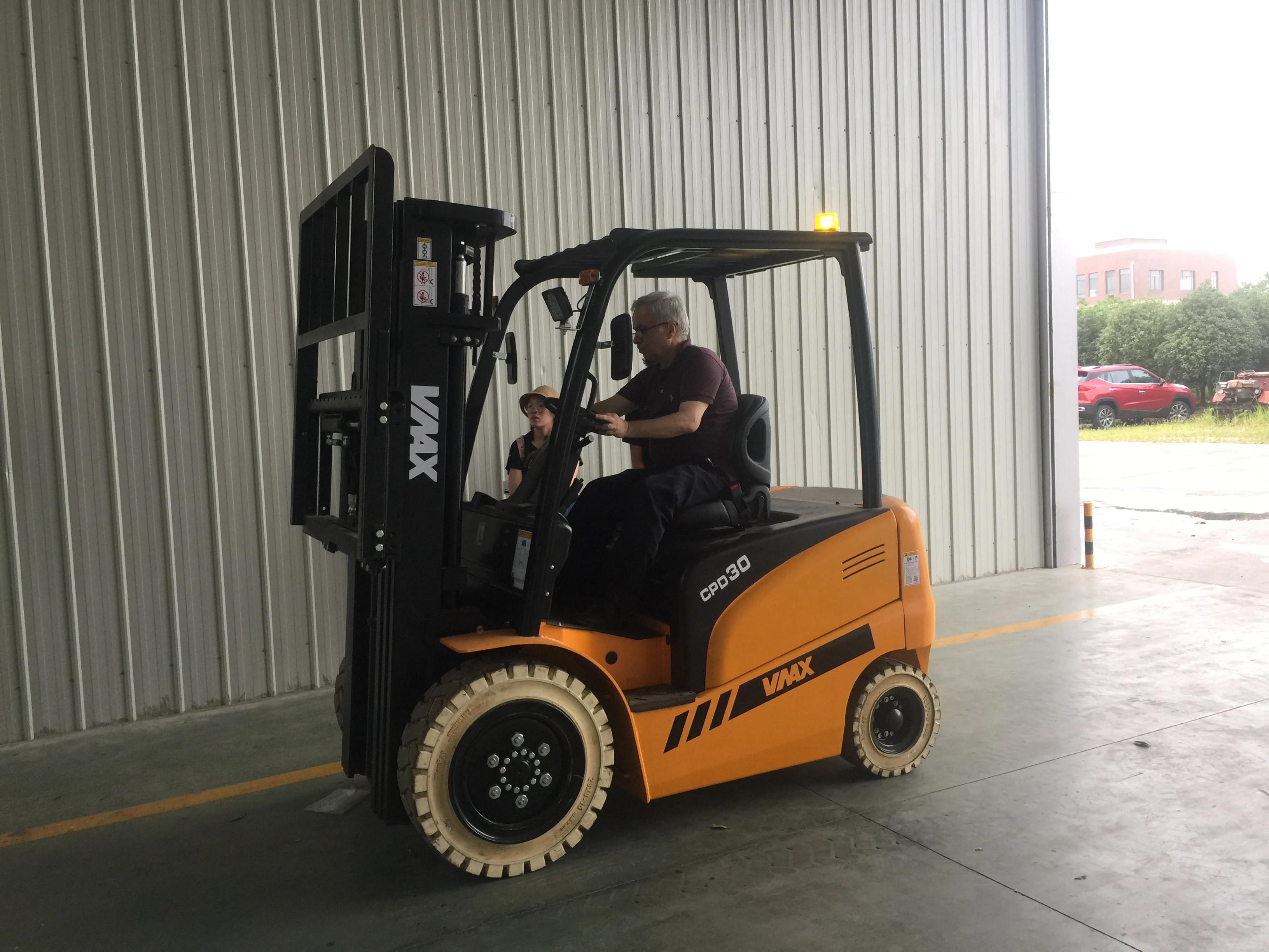 Cheap Price Mini Forklift For Warehouse 2 Ton Electric Reach Truck ...