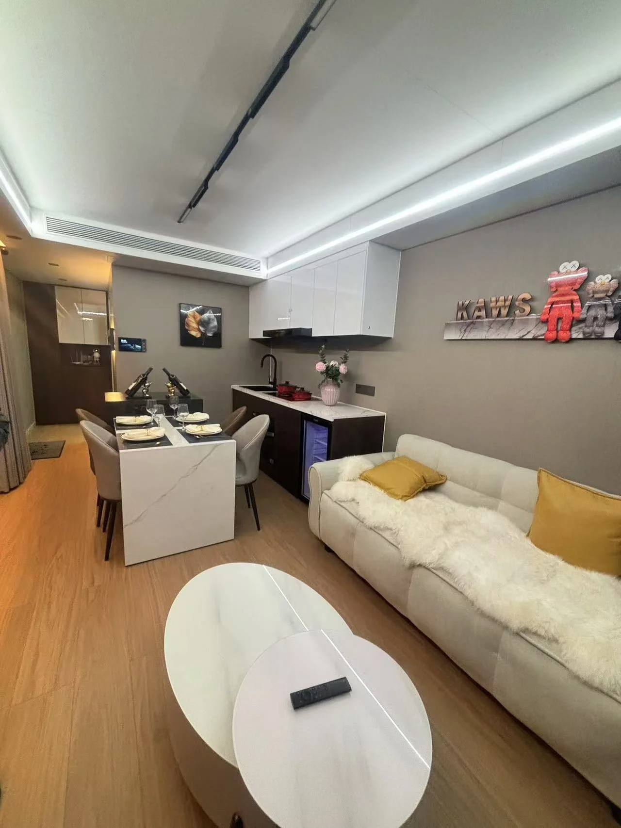 Luxury Mobile Space Capsule Steel Cottage Durable Prefab Bedroom Gym ...