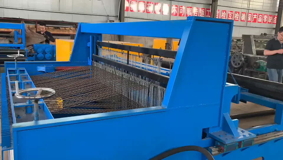 Fully Automatic Crimped Wire Mesh Weaving Machine Direct From Factory ...