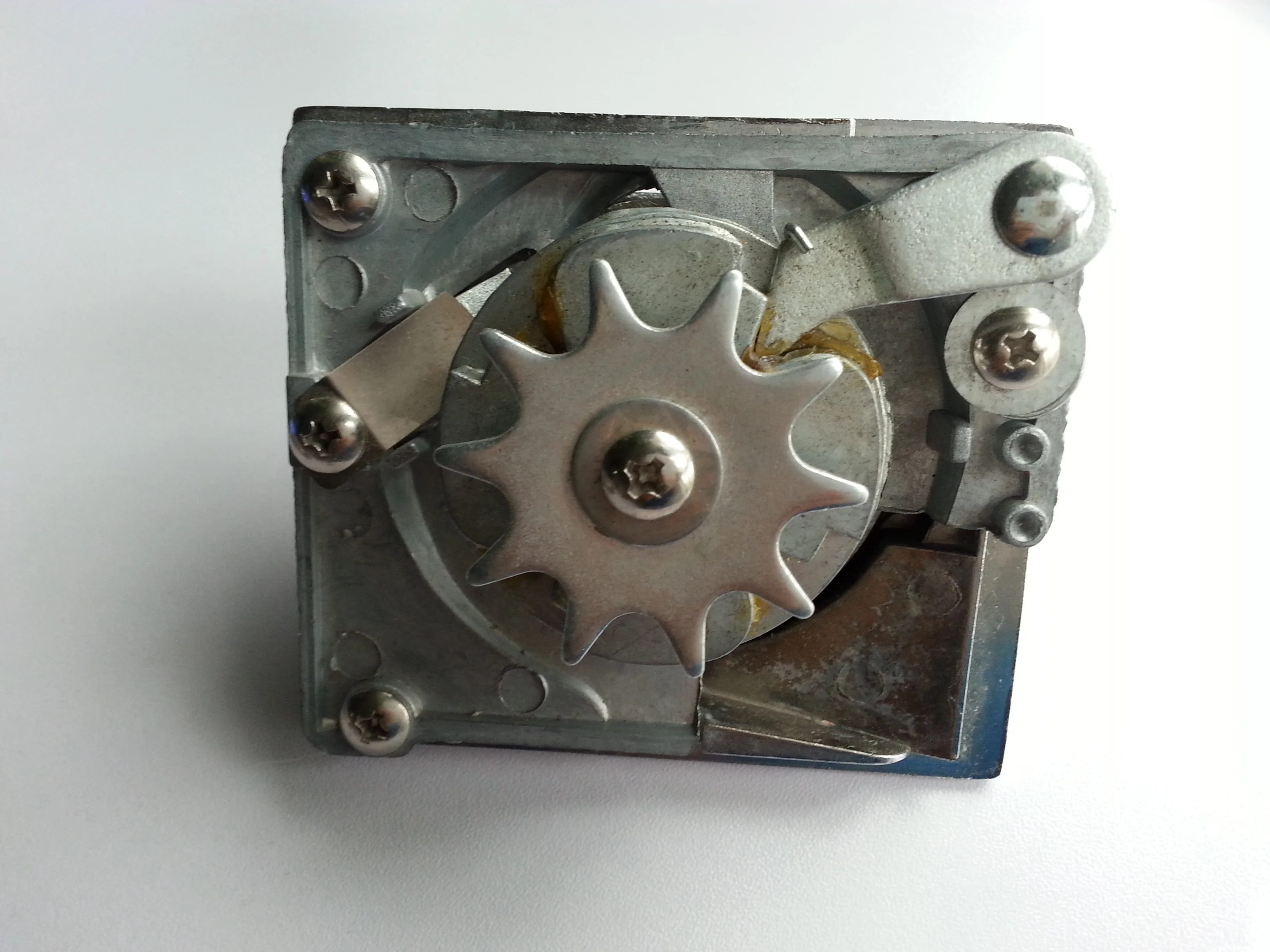 Capsule Vending Machine Coin Mechanism for Candy Condom Gumball Vending ...