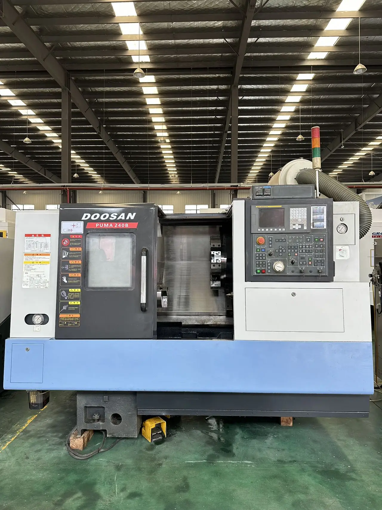 Doosan PUMA-240B CNC Turning and Milling Machine - High Accuracy