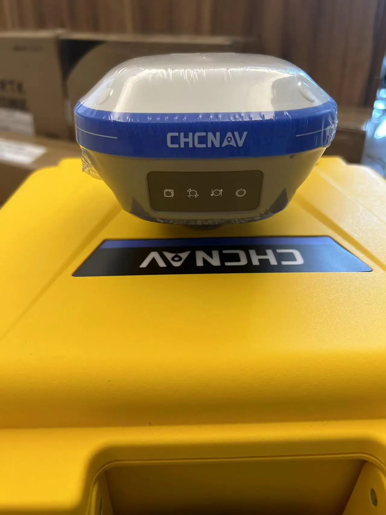 CHCNAV X13 GNSS Receiver with UM980 and 1408 Channels GPS RTK with IMU GNSS RTK for Land ...