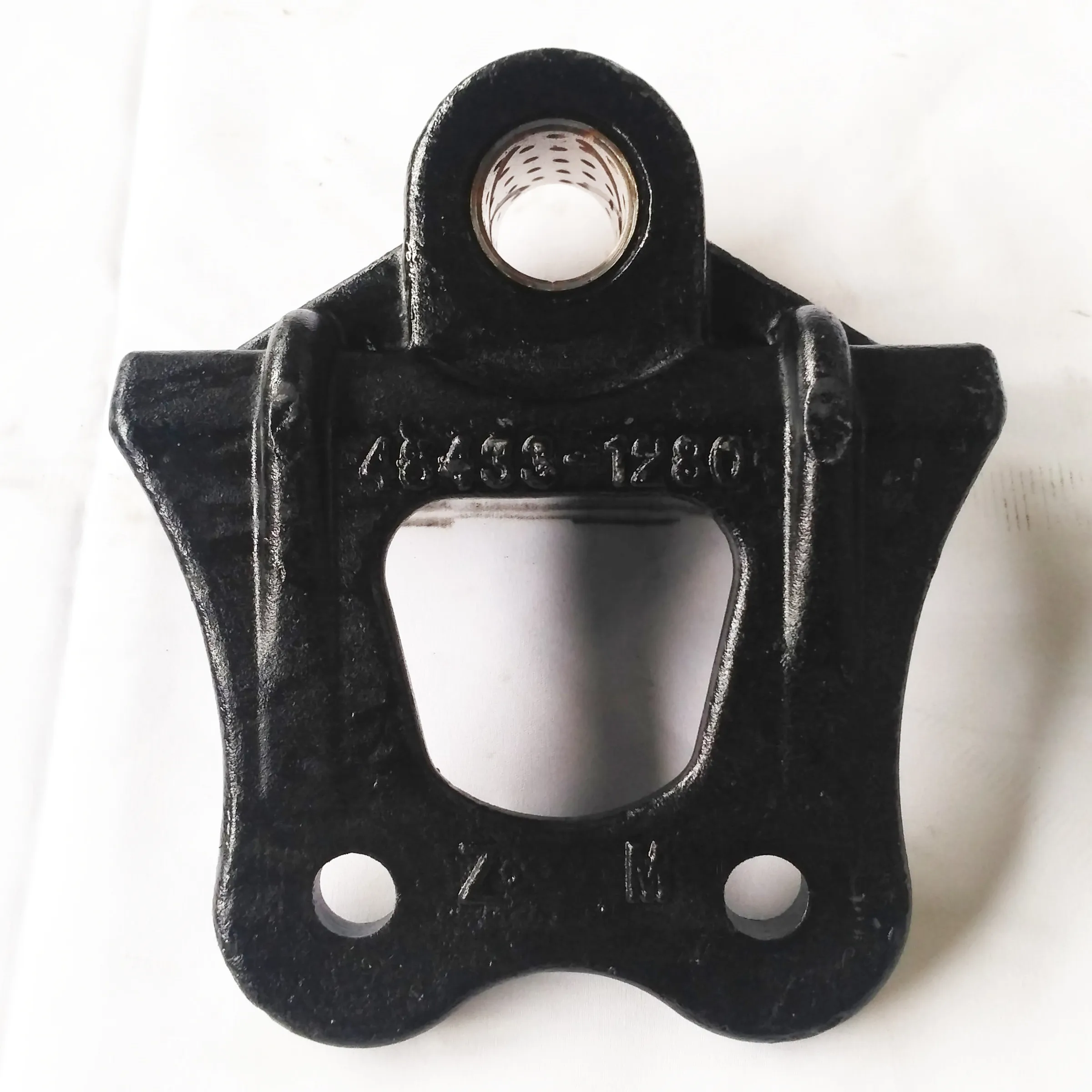 Hino 700 Front Leaf Spring Helper Bracket 484331280 48433-1280 - Buy ...