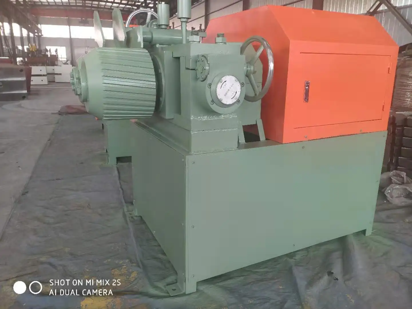 Rubber Crumb Making Machine / Rubber Powder Grinding Machine - Buy ...