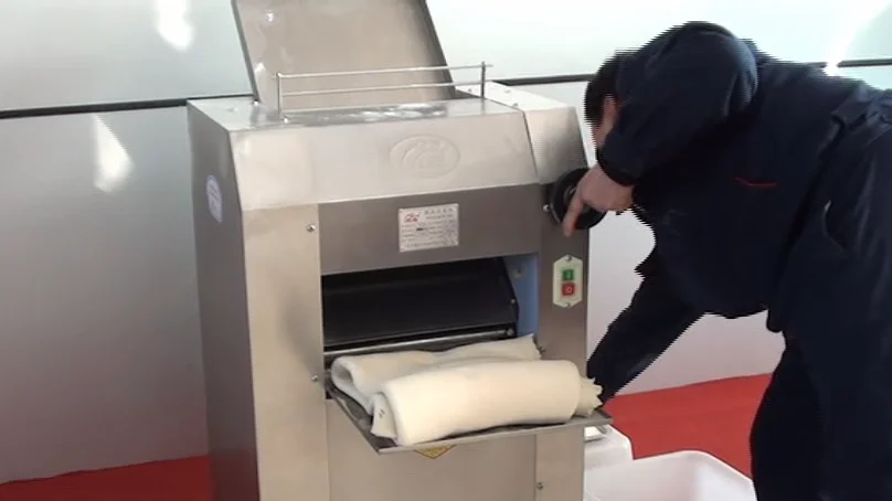 Manual Dough Roller - Efficient Bread Making Machine