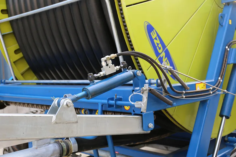 Farm Self-Propelled Water Wheel Irrigator - Efficient Irrigation