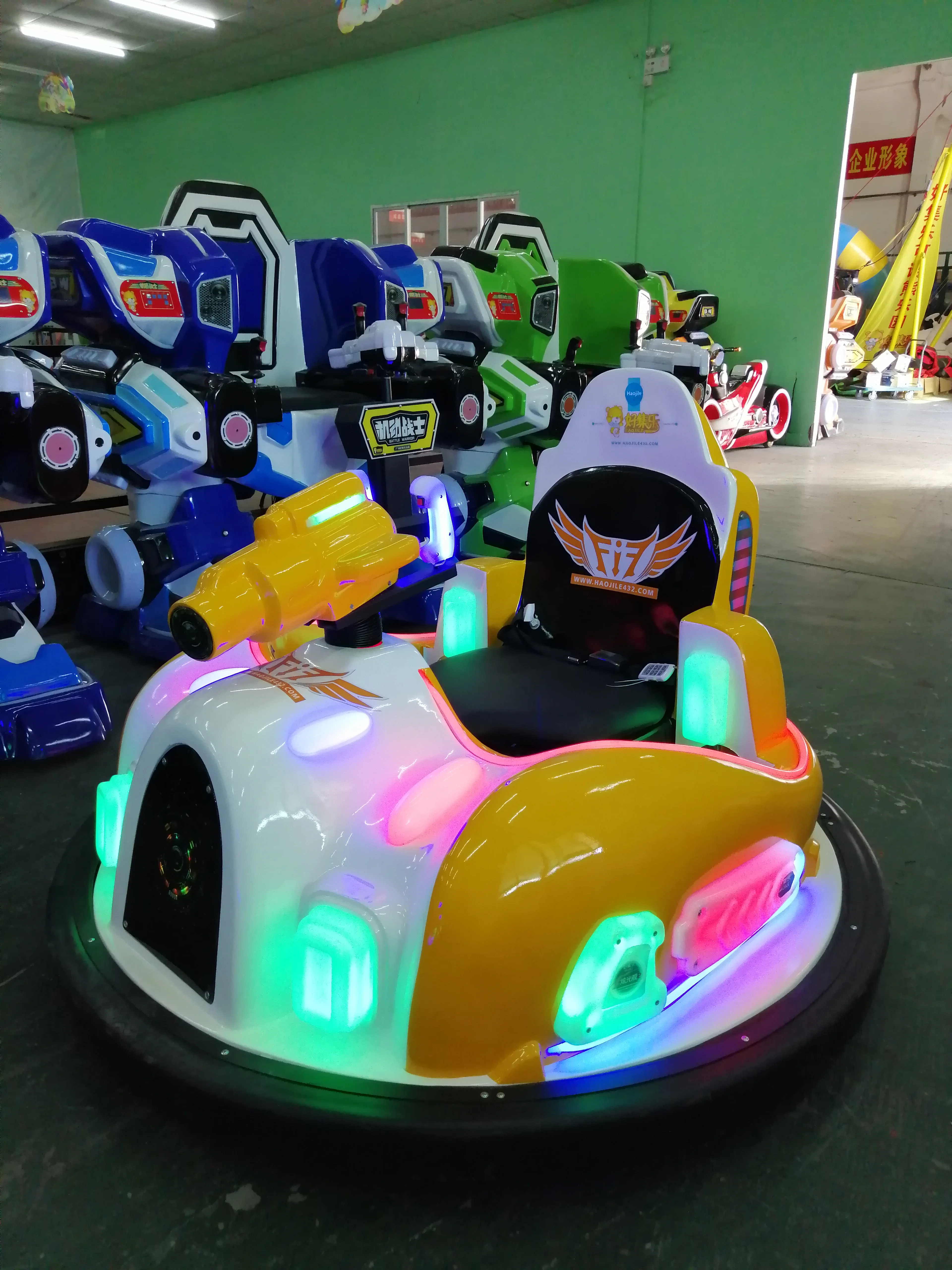 Battery Electrical Bumper Car Spaceship Dodgem Drift Amusement Park Car ...