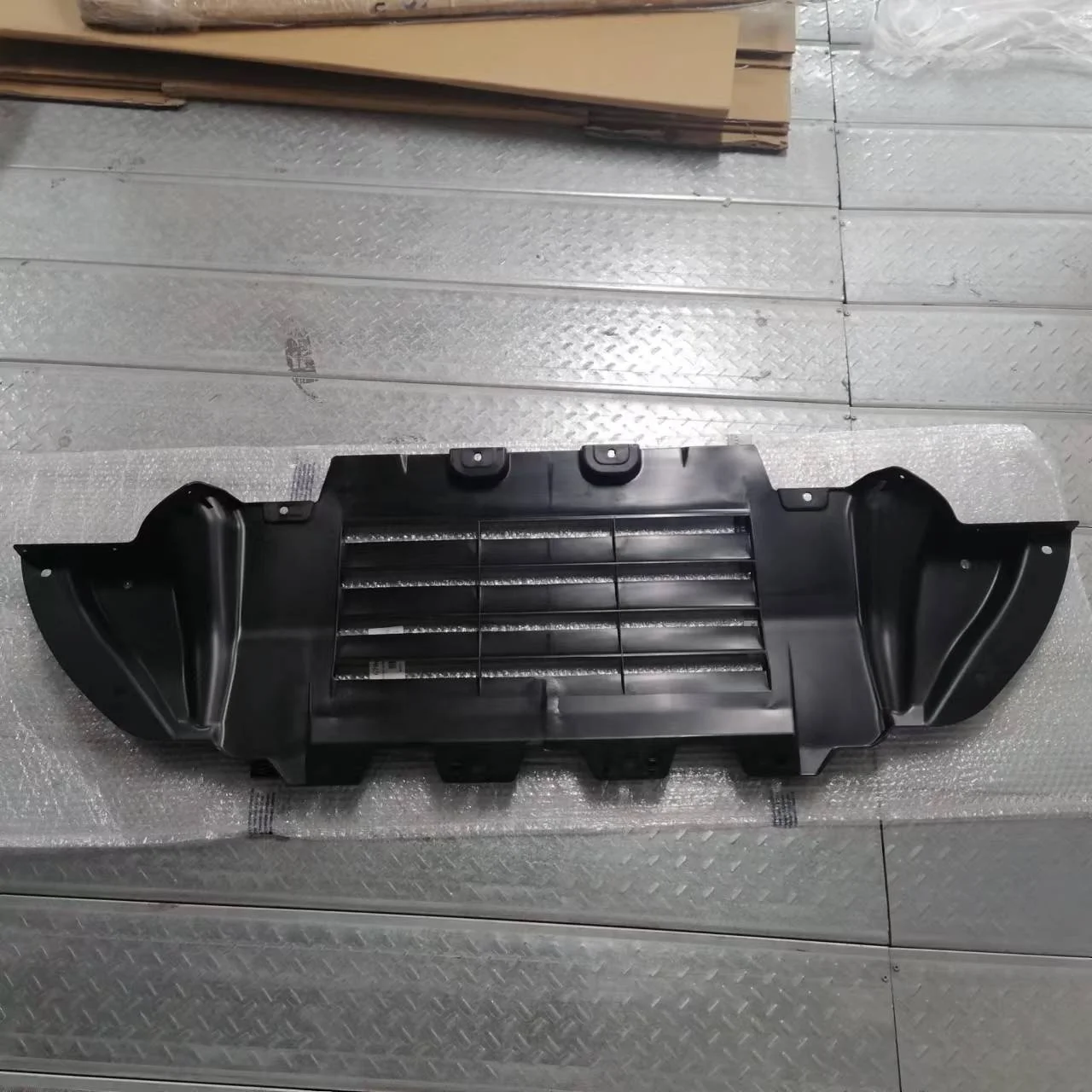 For Maserati Quattroporte M156 Front Bumper Under Cover 670007296 ...