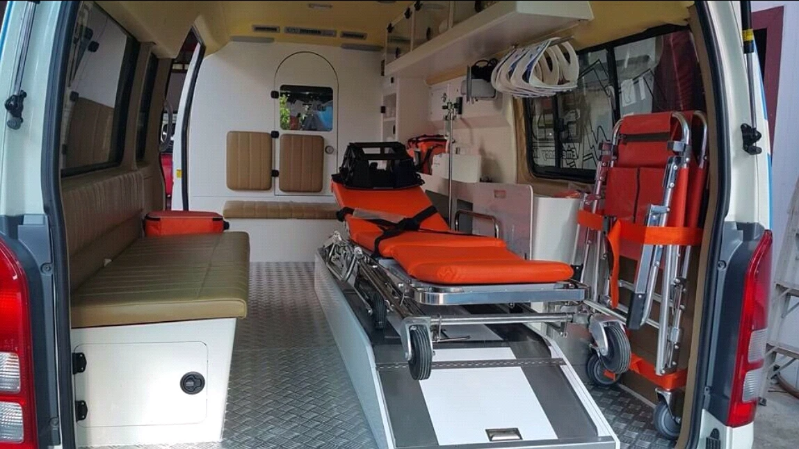 Sprinter,Hiace,Hilux,Land Cruiser Ambulance Cabin - Buy Ambulance Cabin ...