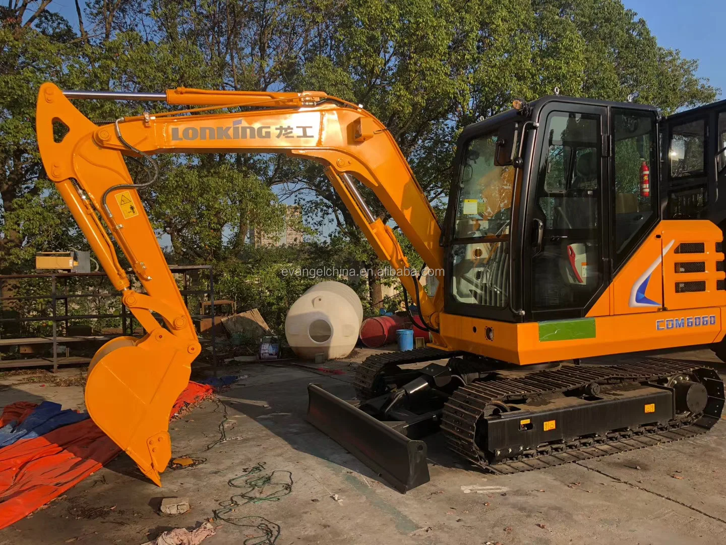 Small 6 Ton Excavator Cdm6060/cdm6065 Lonking Brand 6t Crawler ...