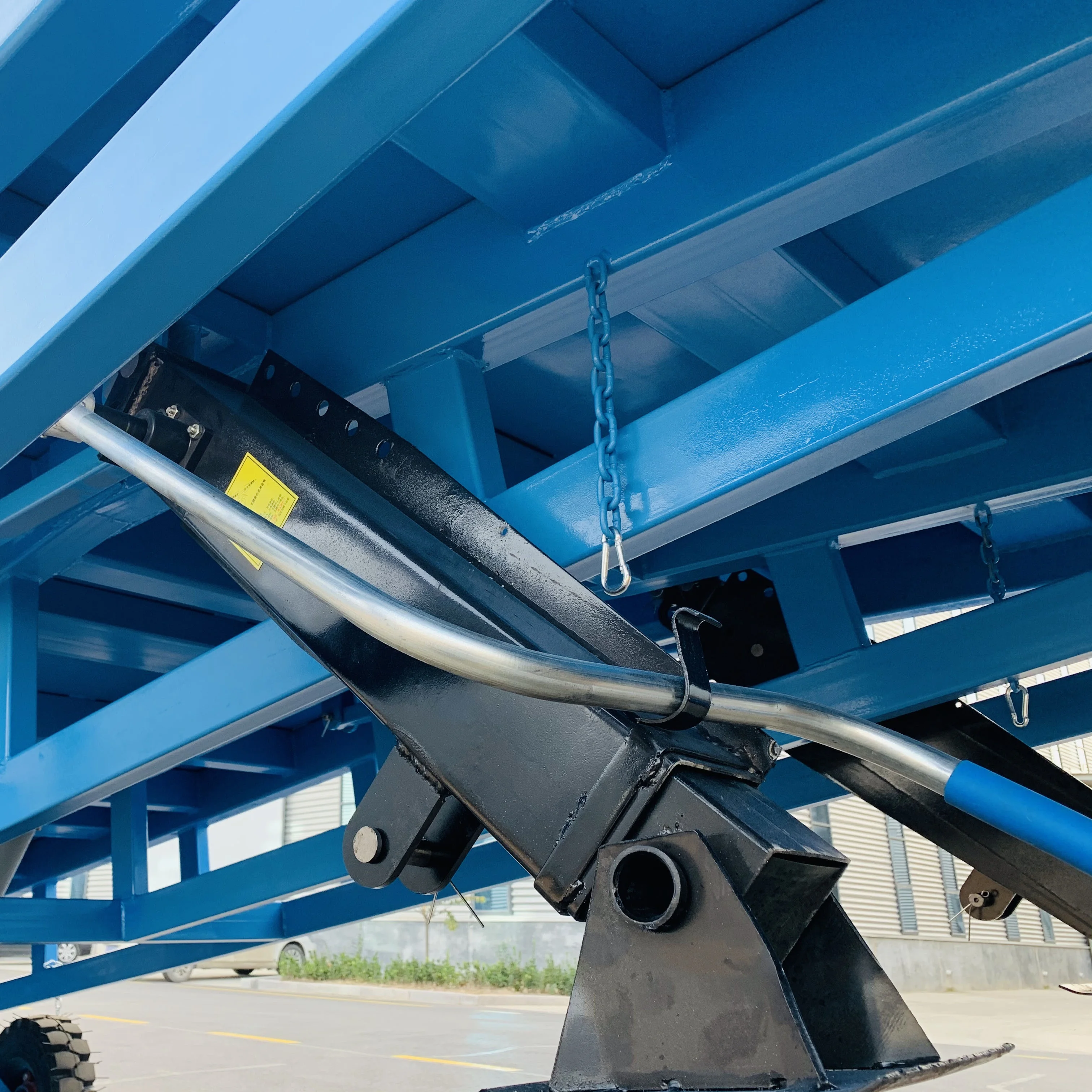 Hl Series Steel Portable Yard Ramp Mobile Loading Yard Ramp Lift ...