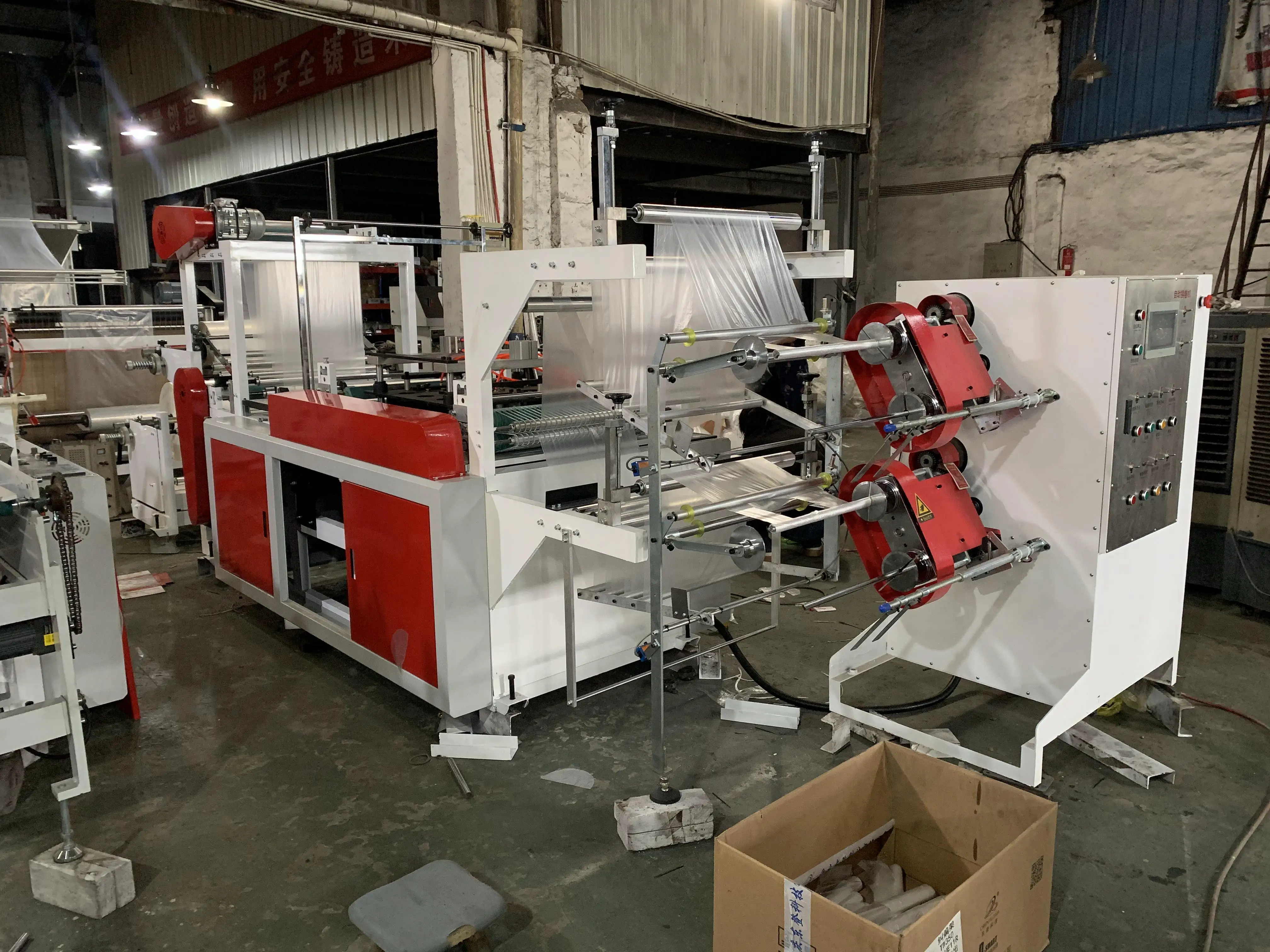 Automatic Disposable Plastic Apron Rolling Machine Kitchen Waterproof ...