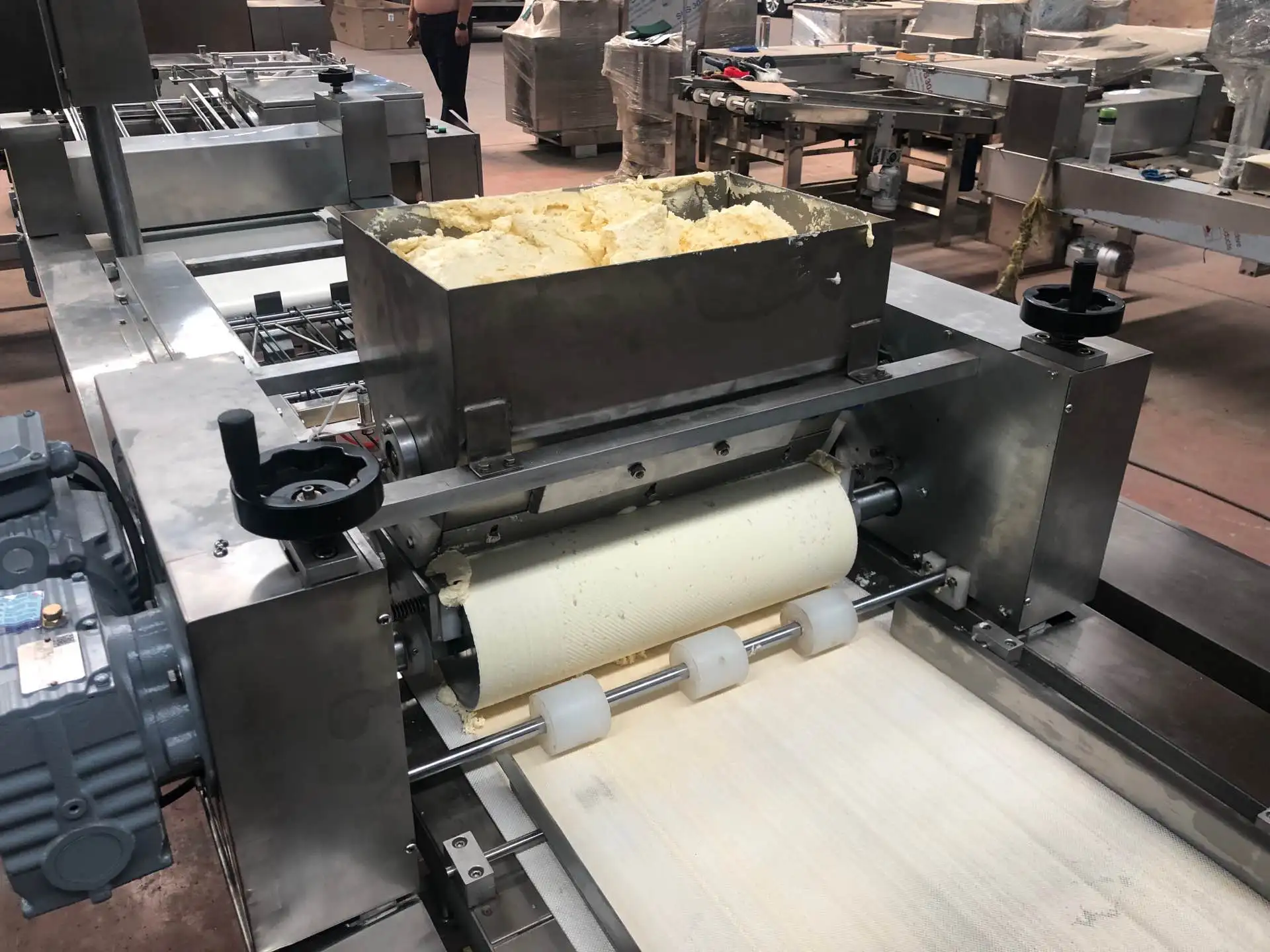 Small Wafer Making Machine Cream Wafer Biscuit Machine Chocolate Wafers ...