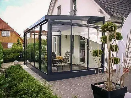 Sunroom with Aluminum Frame and Glass - Perfect for Gardens