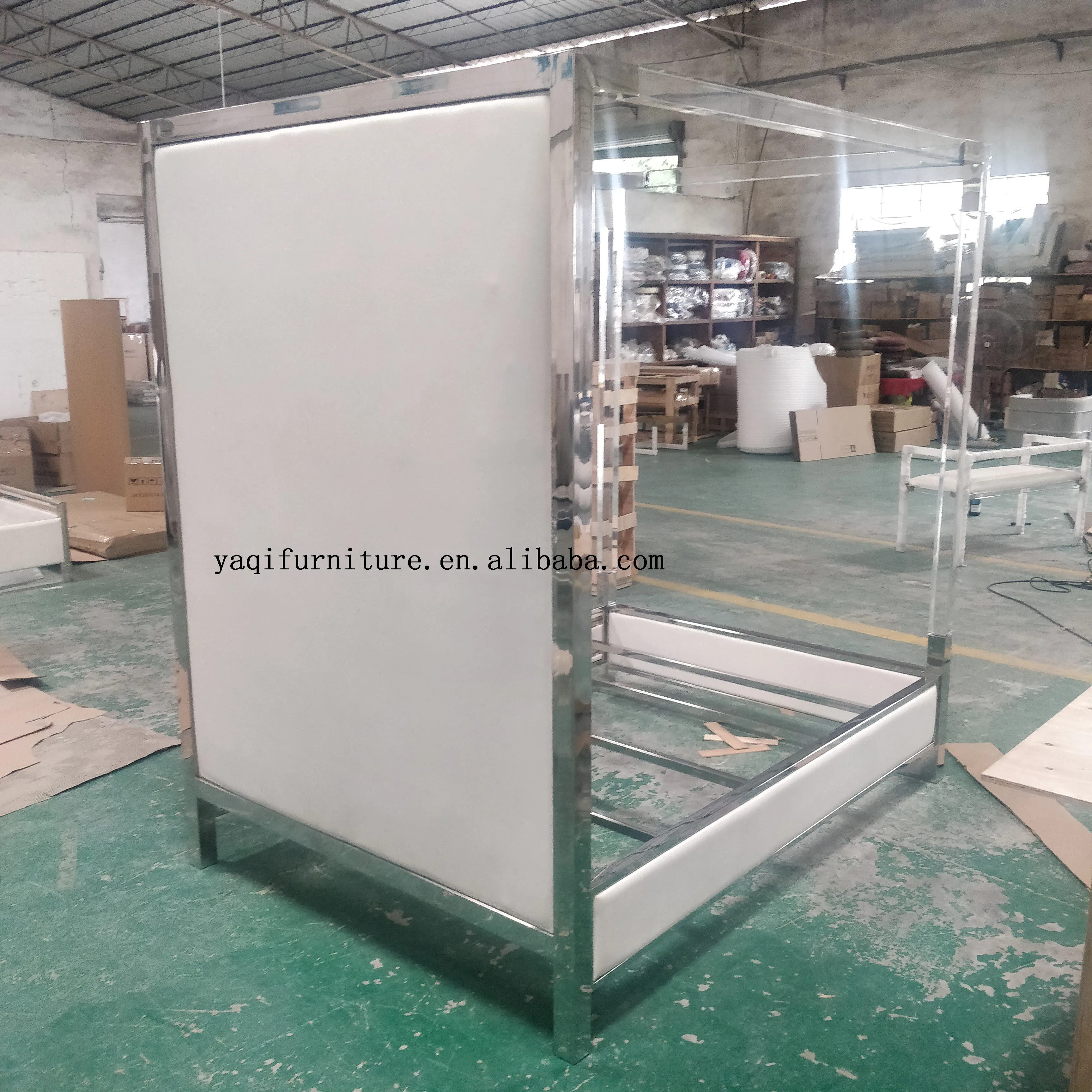 Modern Acrylic Bed Frame - Stylish & Customizable Furniture