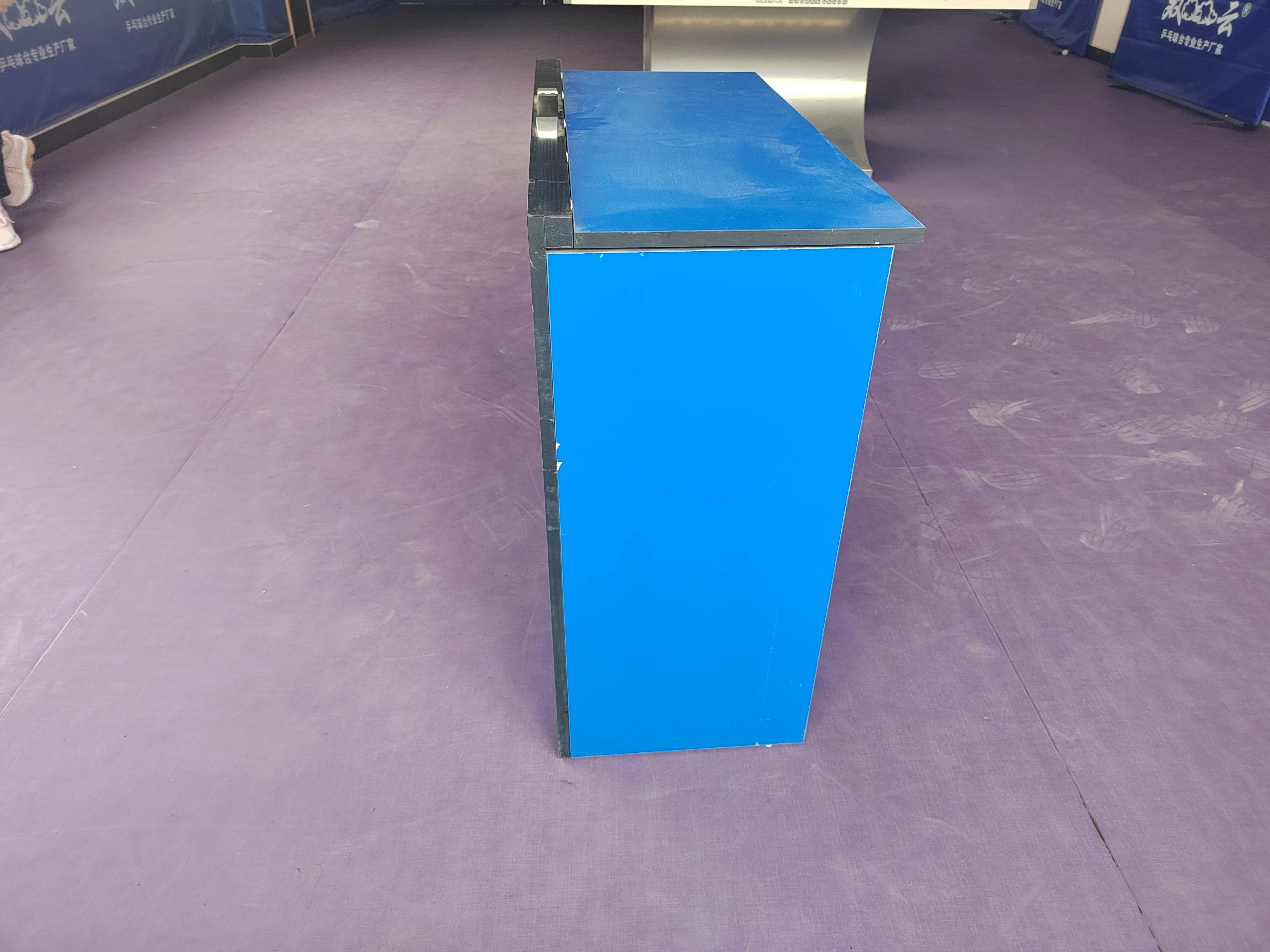 Portable Standard Ping Pong Umpire Table - Professional Referee Table