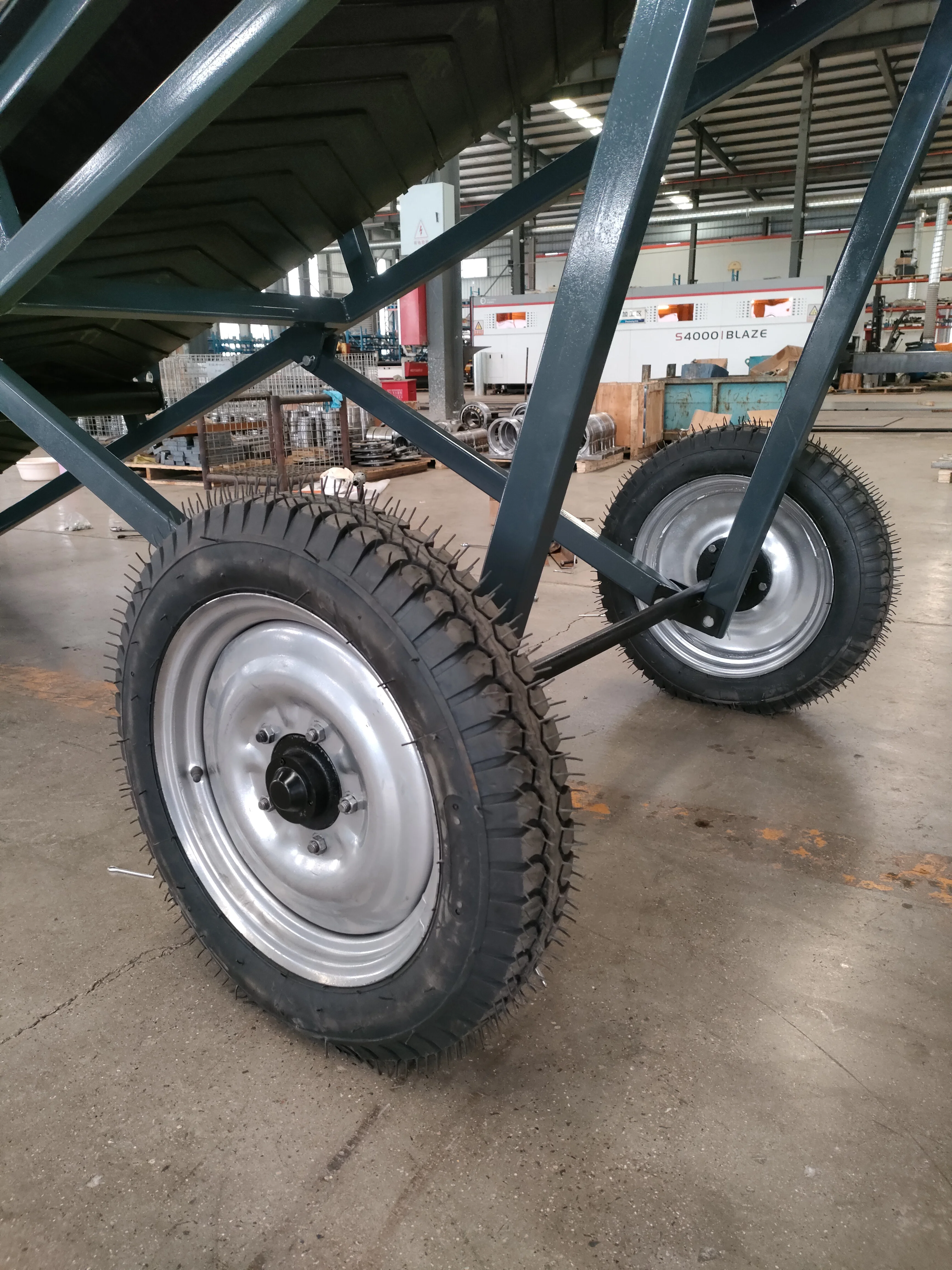 Soil Dirt Conveyor Portable Belt Conveyor Mobile Stacker 6 Meters Long ...