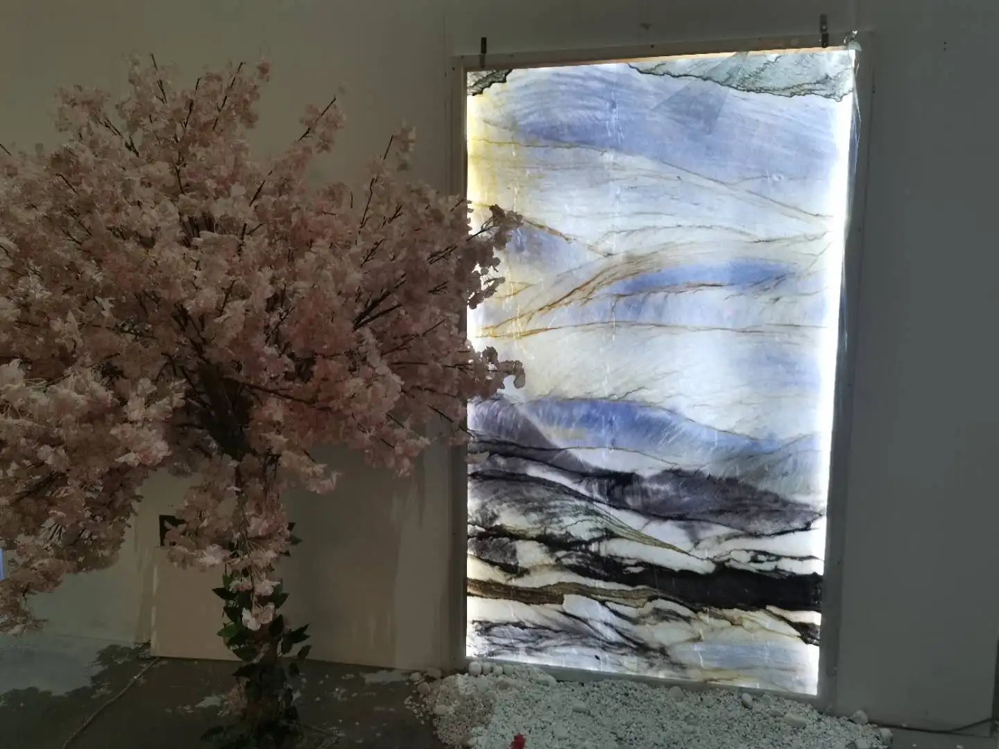 Brazil Green Quartzite - LED Edge-Lit Light Marble