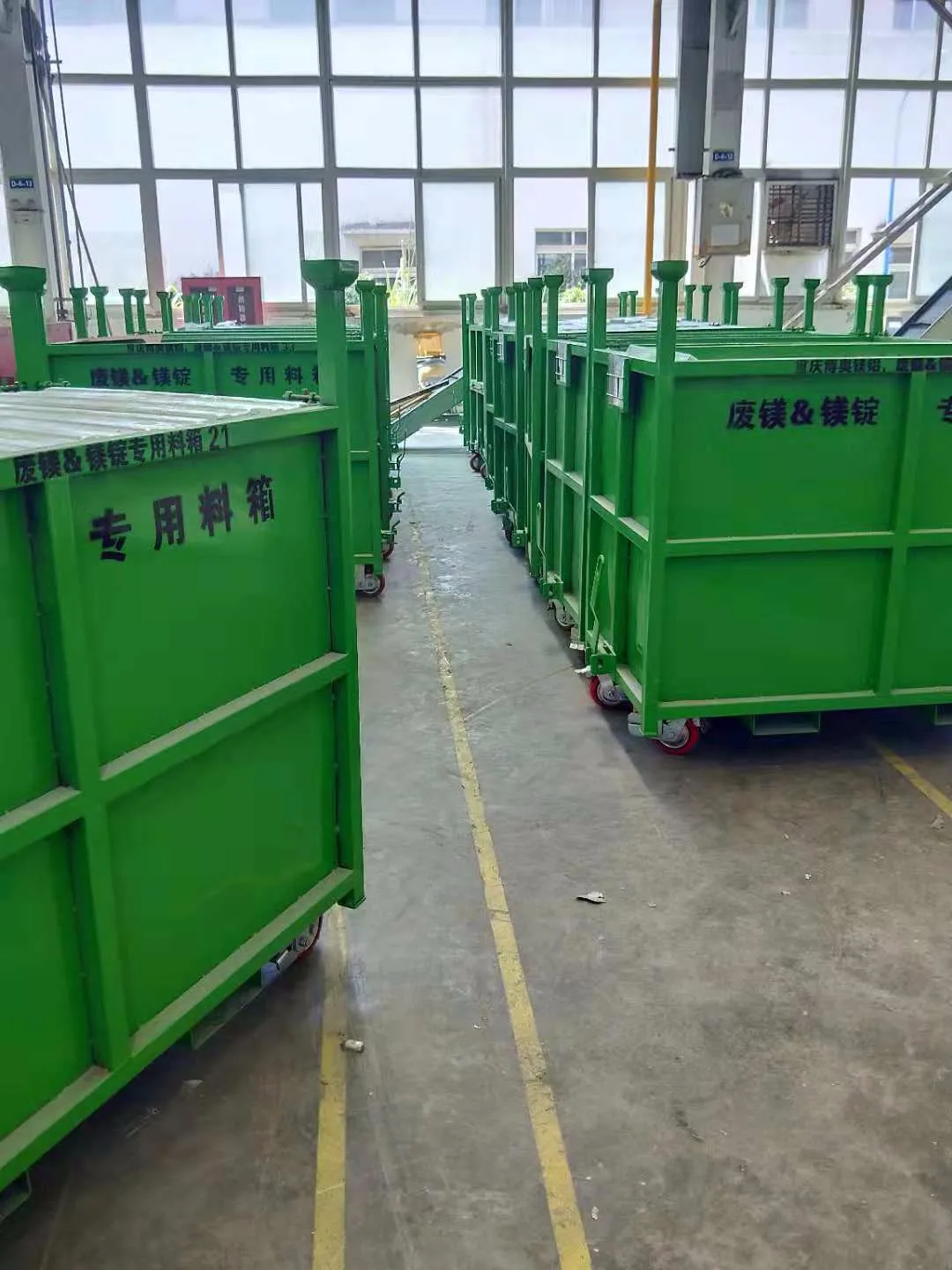 Industrial Scrap Collecting Tank Efficient Machinery For Waste ...