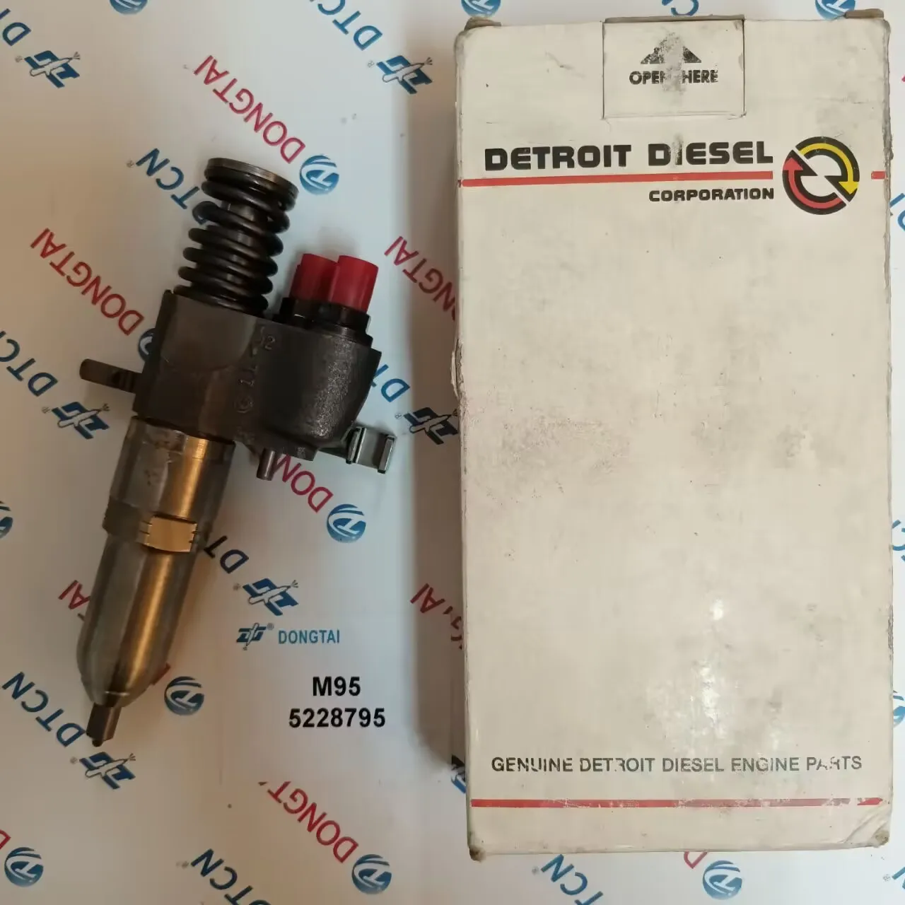 Original Detroit Diesel Fuel Injector M95 5228795 for Diesel Engine