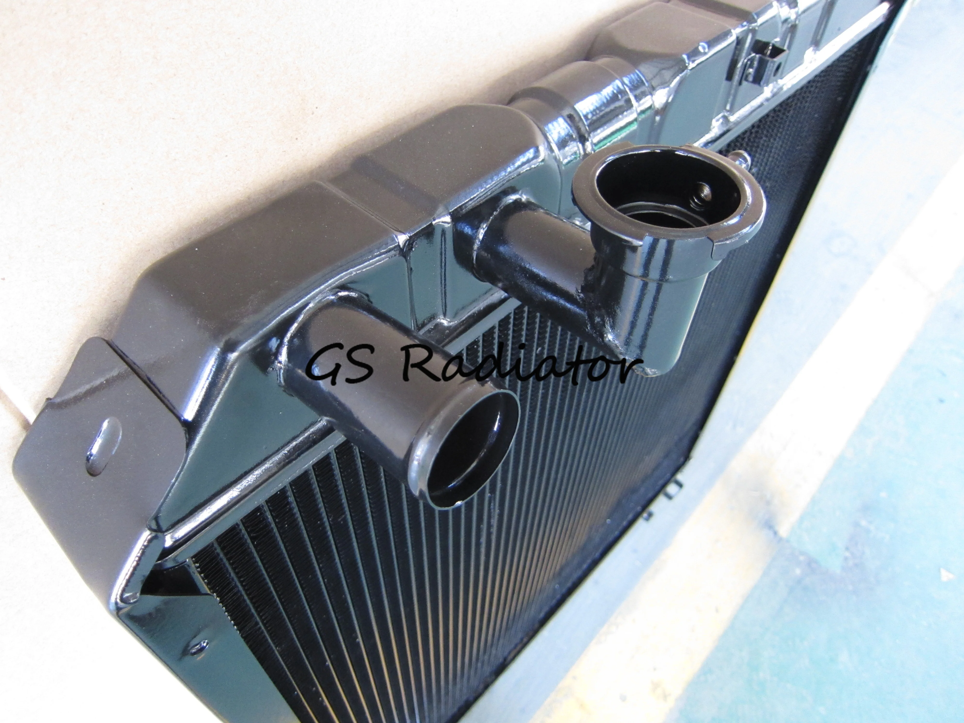 Universal Auto Parts - Efficient Engine Coolers for Trucks