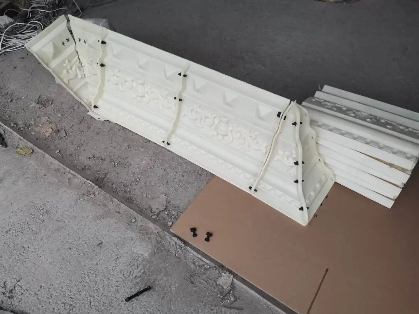 Plastic Eave Molds For Concrete Decoration - Durable Plastic Moulds, Oem