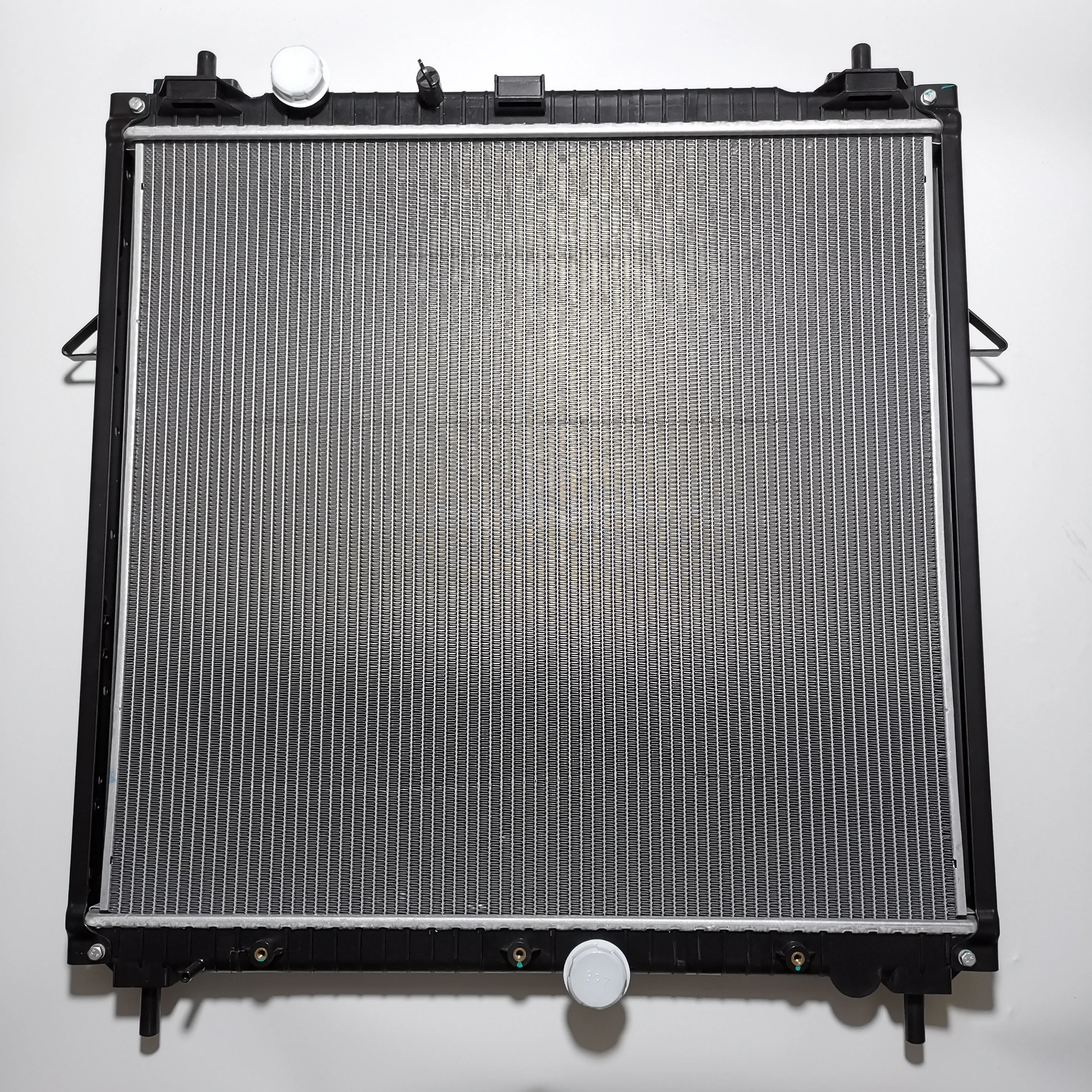SAIC MAXUS T60 Radiator - Original Water Tank Assembly