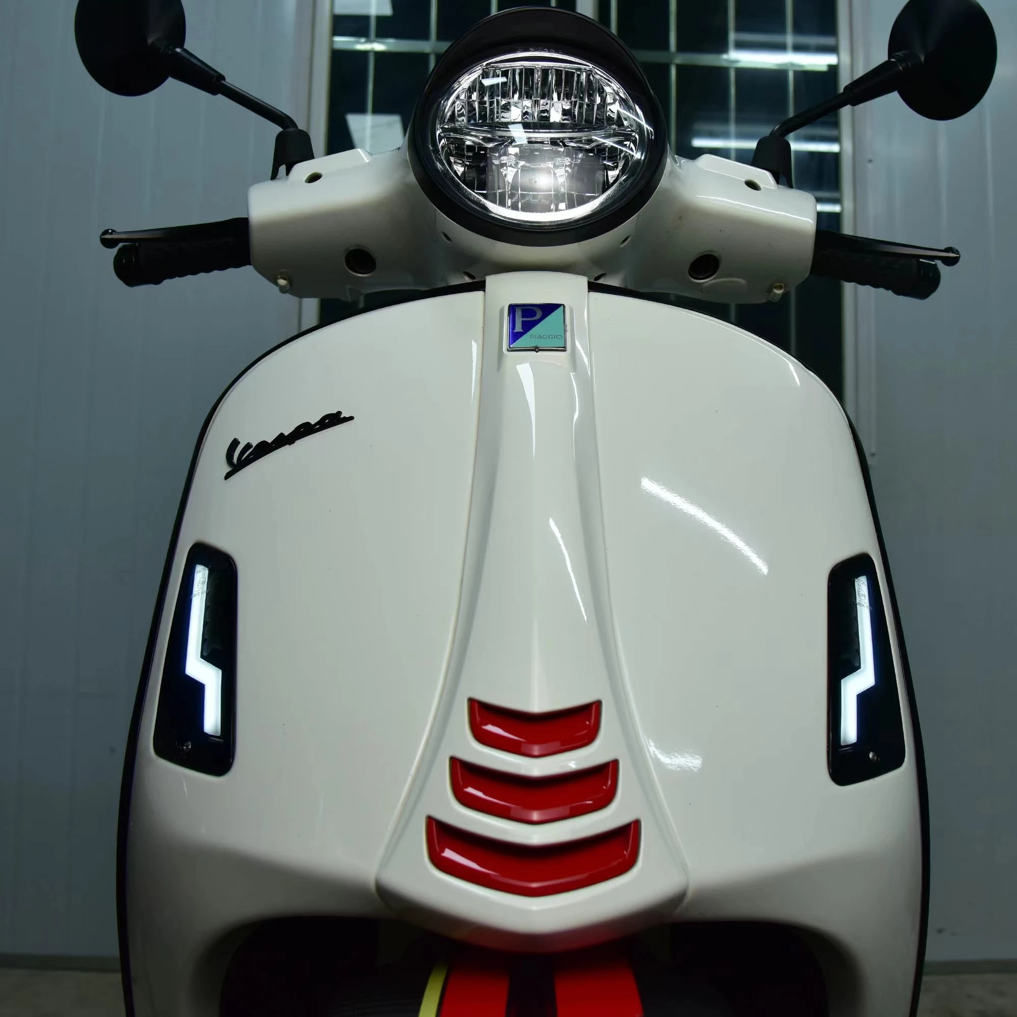 Applicable To Vespa Motorcycle Gts300 Modified Lightning Turn Signal Direction Light Led Signal ...