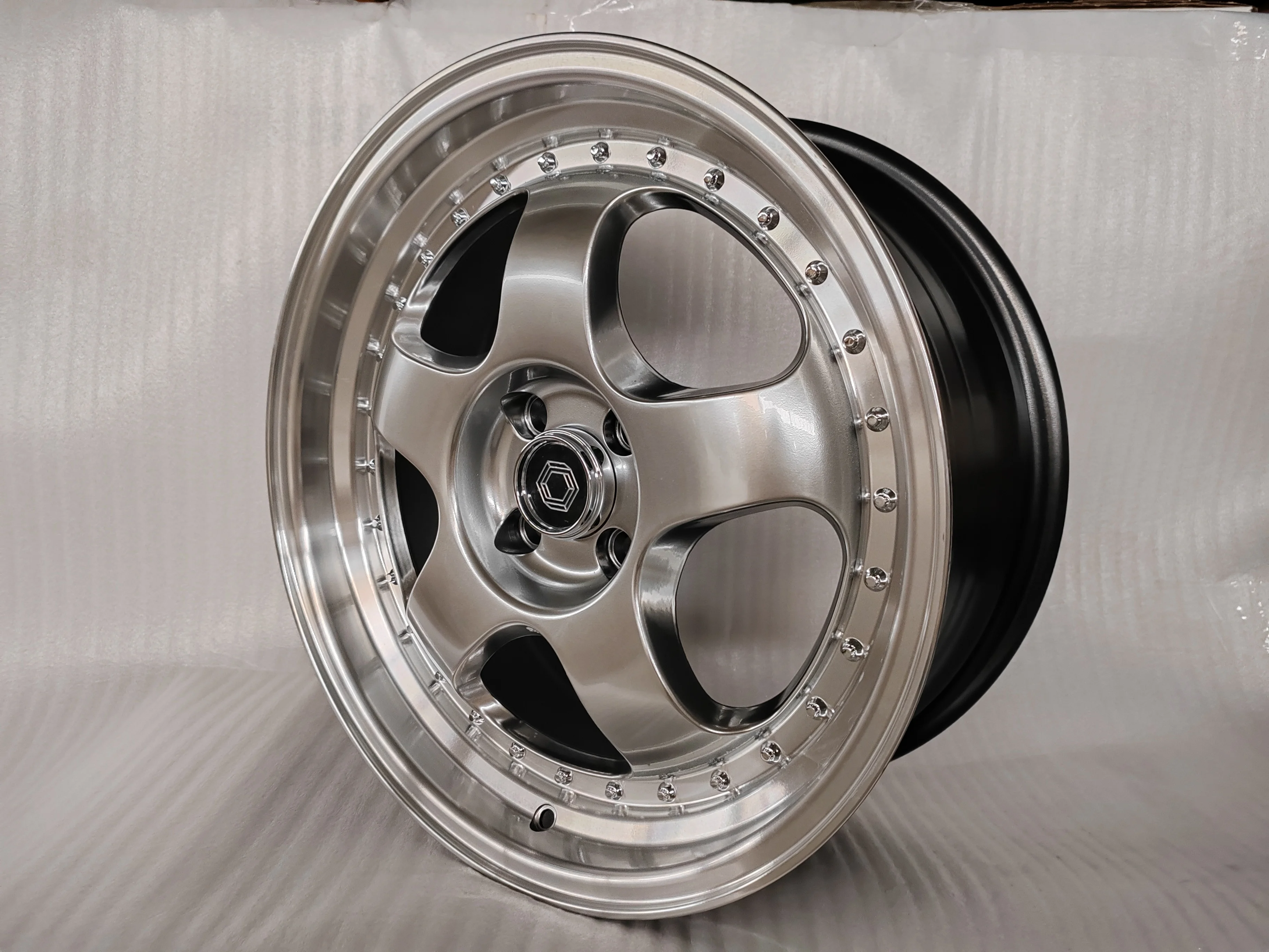17 Inch Off Road Car Wheels 4x100 Five Spokes Silver Machine Surface ...