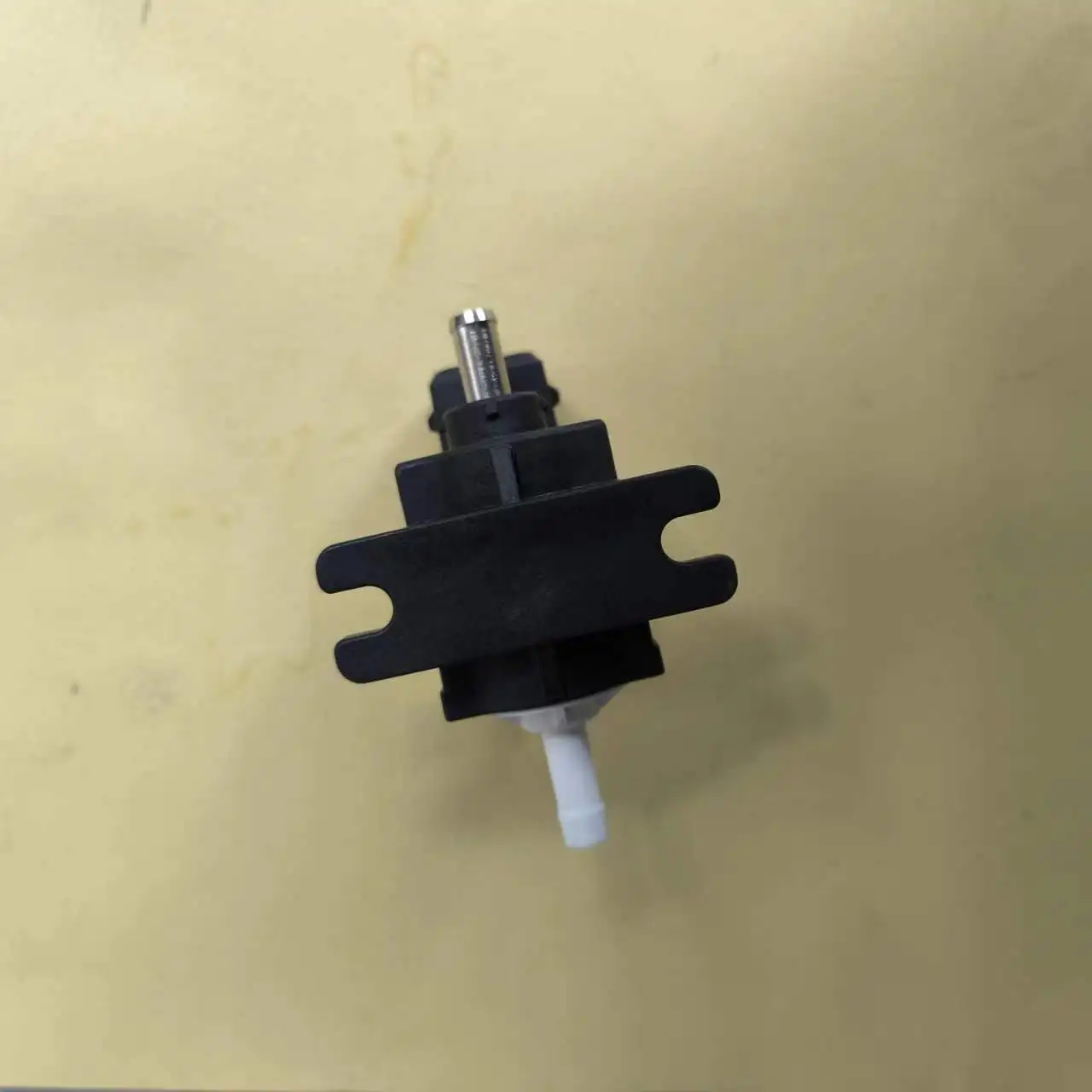 Orignalsolenoid Valve 3819161 For Volvo D9a D13c D16e Ec480dl Ec380dl ...